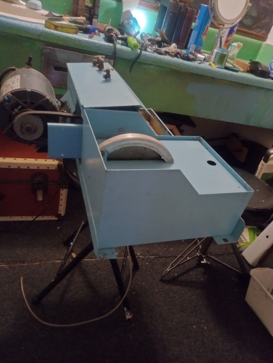 Lortone Lapidary Combination Unit Model Lu6x for Sale in Brea, CA - OfferUp