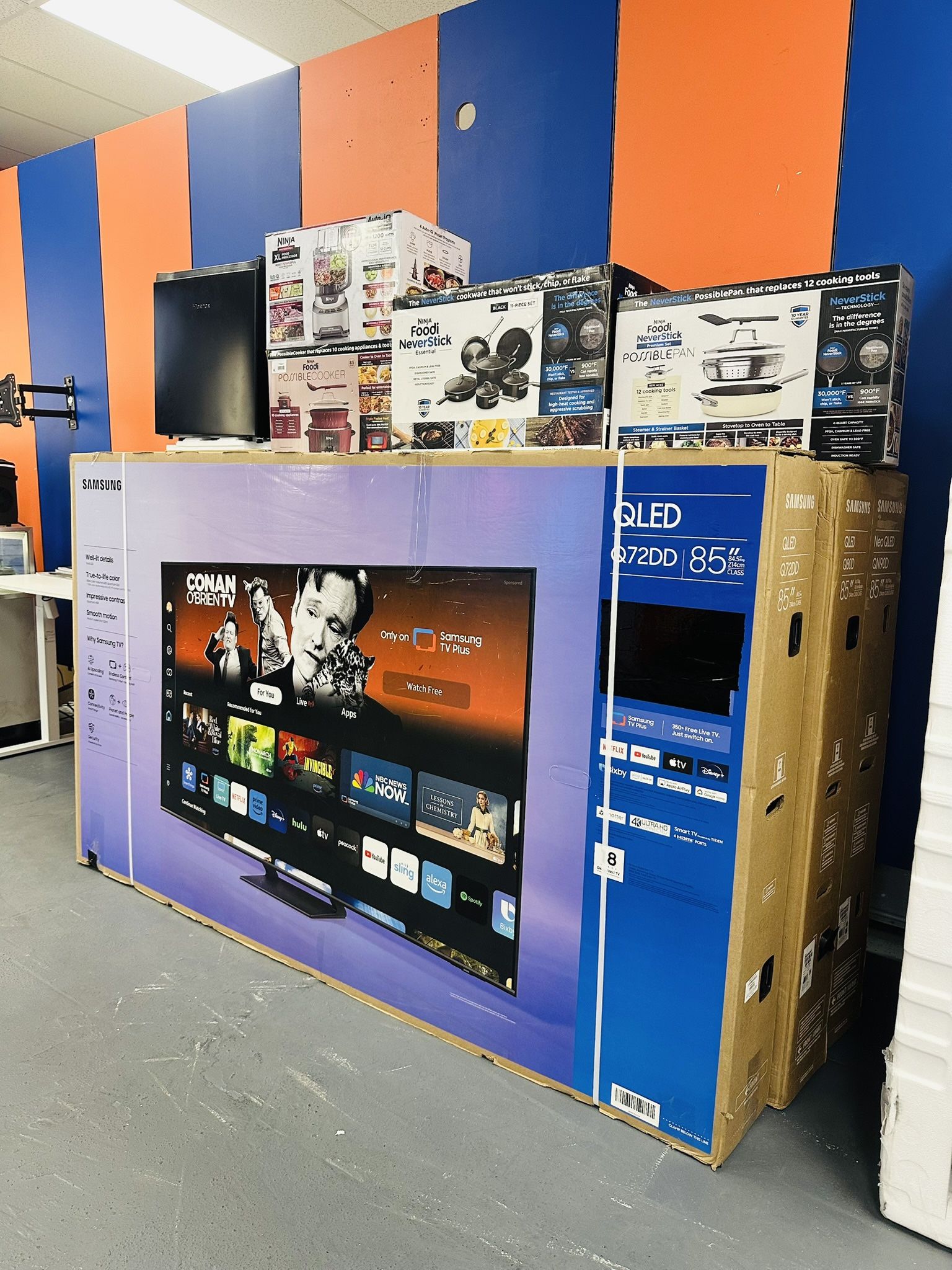 85” Samsung QLED Q72D 4K UHD Smart Tv for Sale in Los Angeles, CA - OfferUp