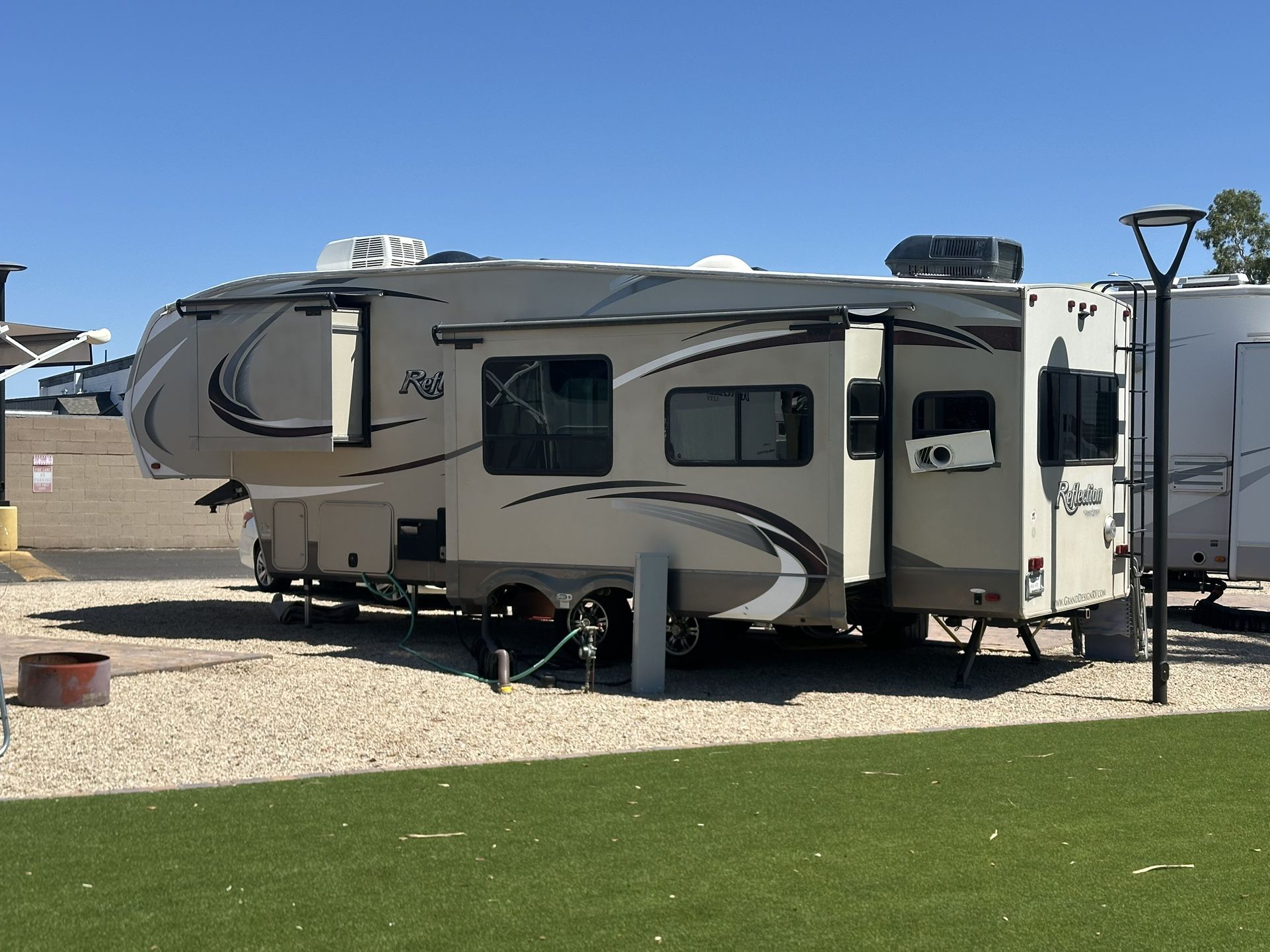 2015 Reflection 5th Wheel Rv for Sale in Scottsdale, AZ - OfferUp