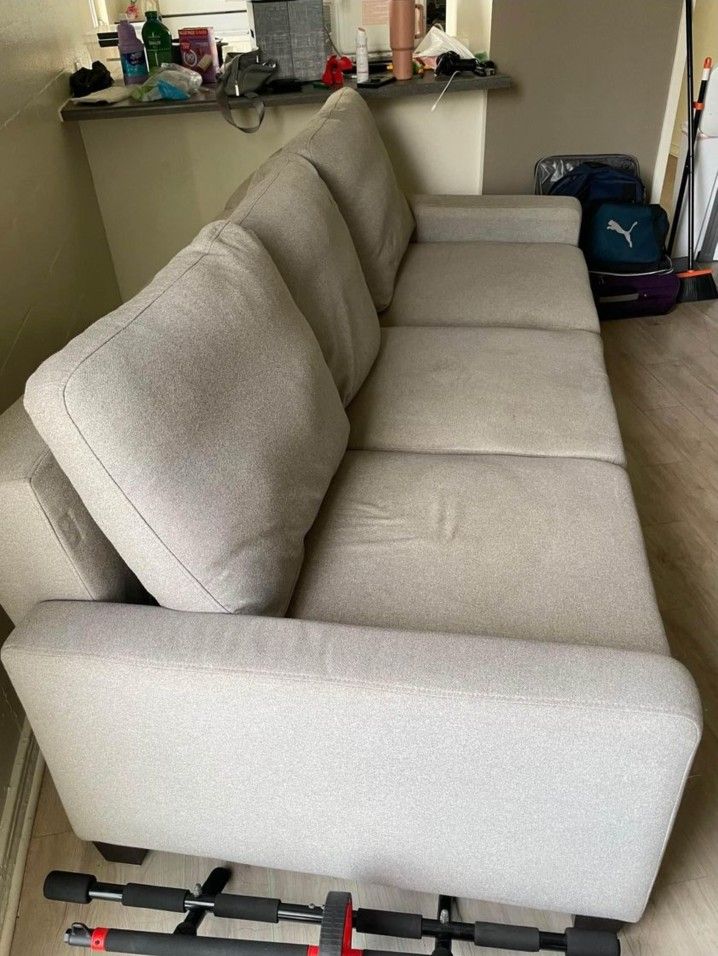 Pull Out Couch for Sale in Honolulu, HI - OfferUp