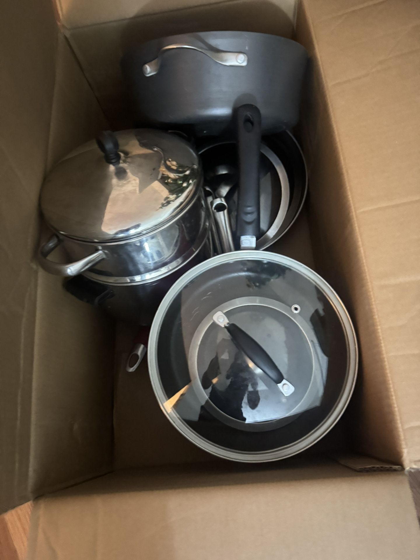 Free Pots And Pans for Sale in San Diego, CA - OfferUp
