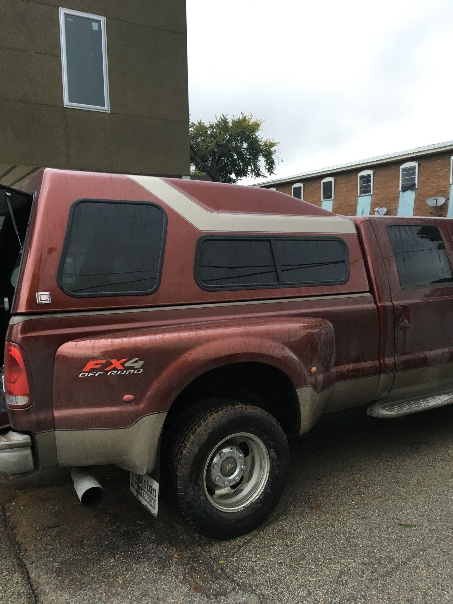 F250 f350 camper shell for Sale in Dallas, TX - OfferUp