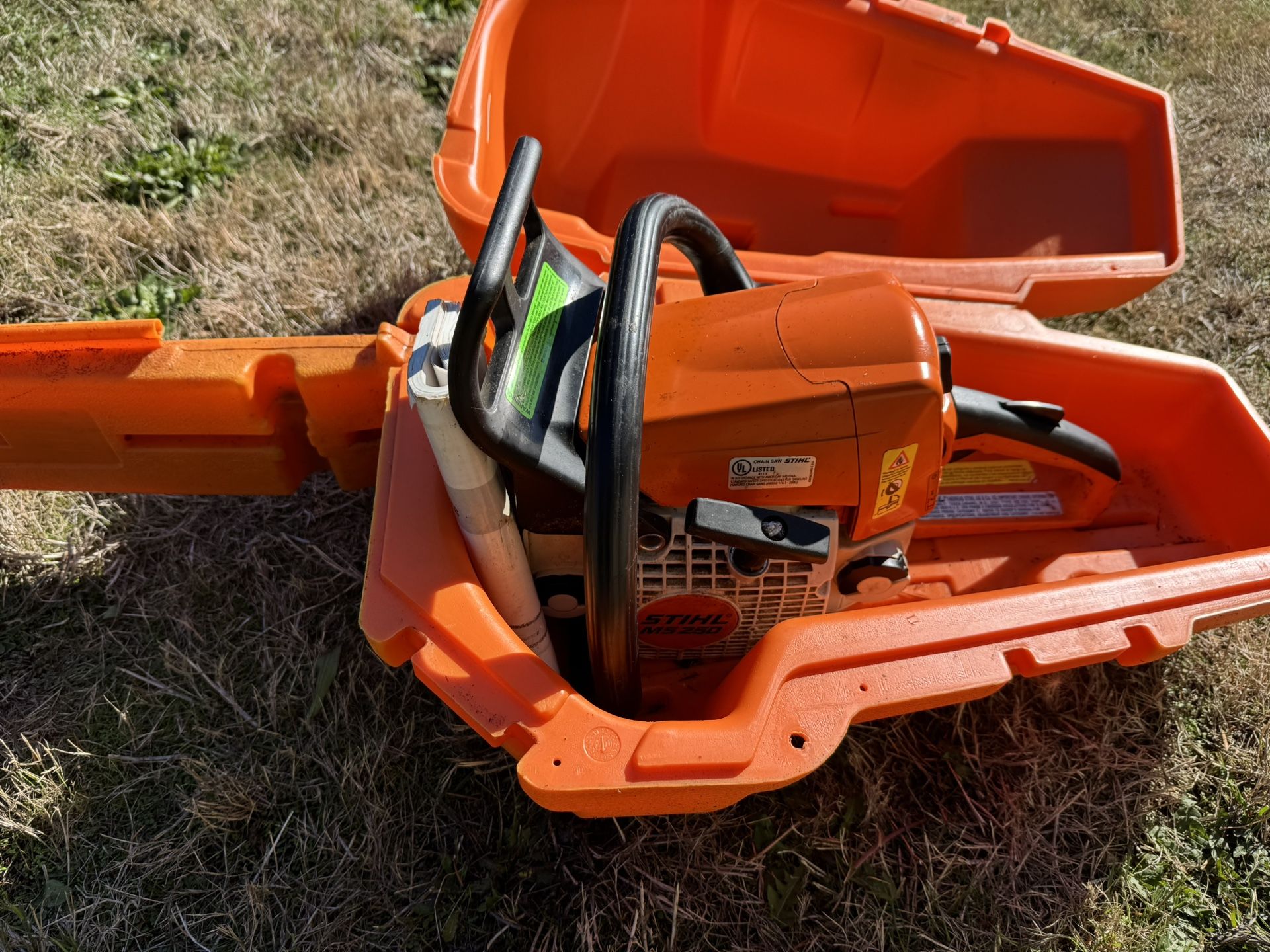 Stihl MS250 Chainsaw for Sale in Sumner, WA - OfferUp