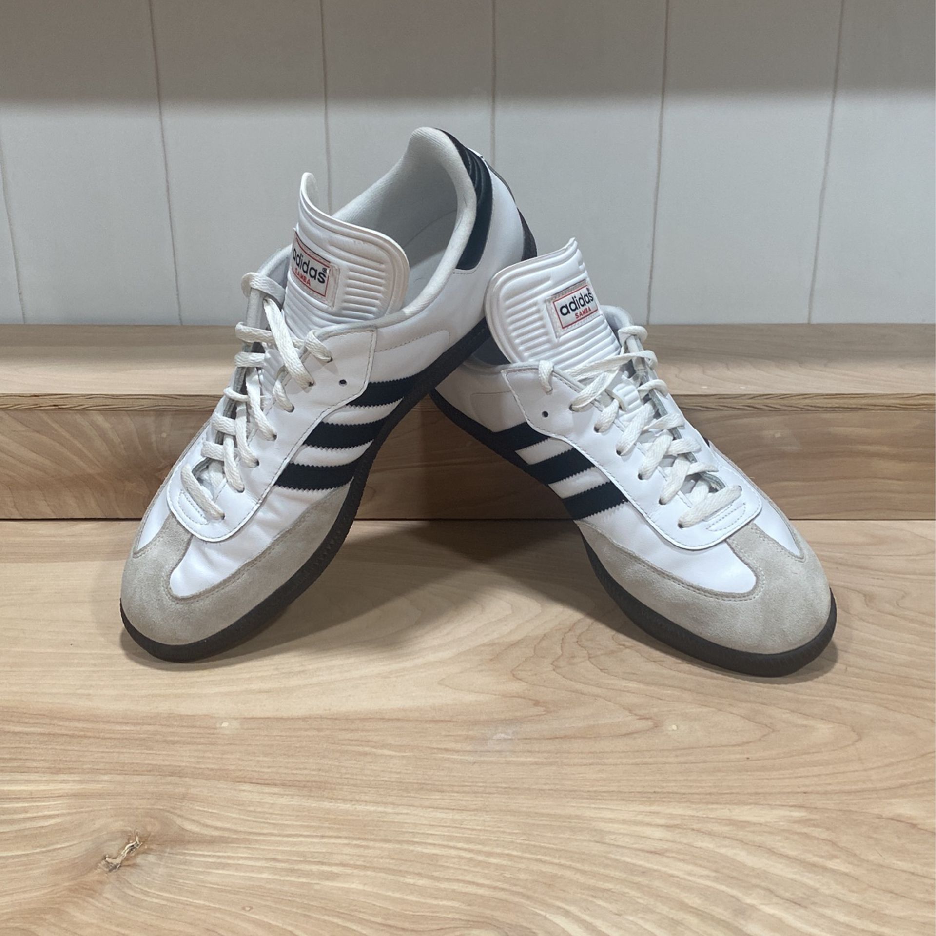 Men’s Adidas Sambas 11.5 for Sale in Apache Junction, AZ - OfferUp
