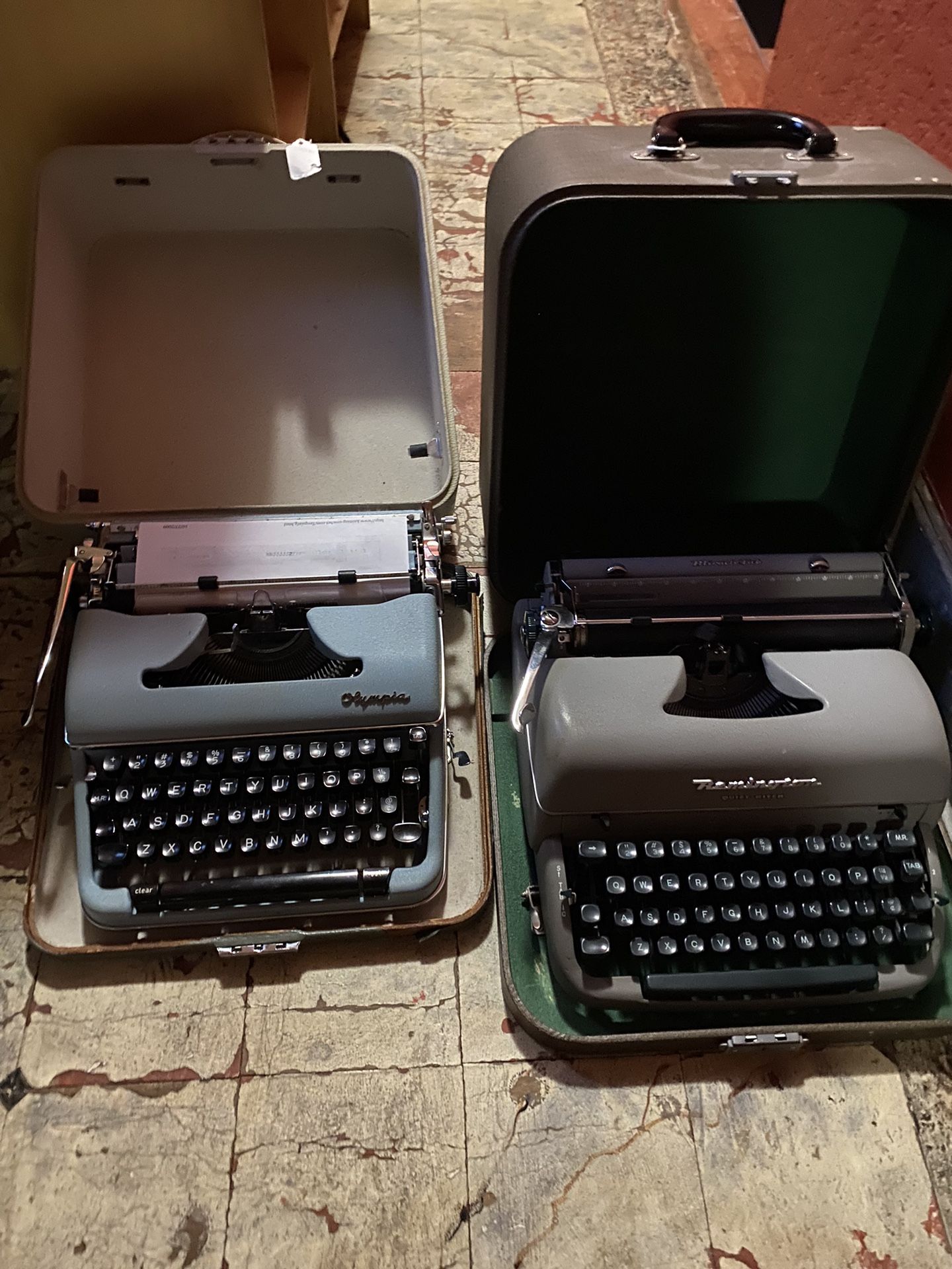 Random Free Stuff for Sale in Seattle, WA - OfferUp