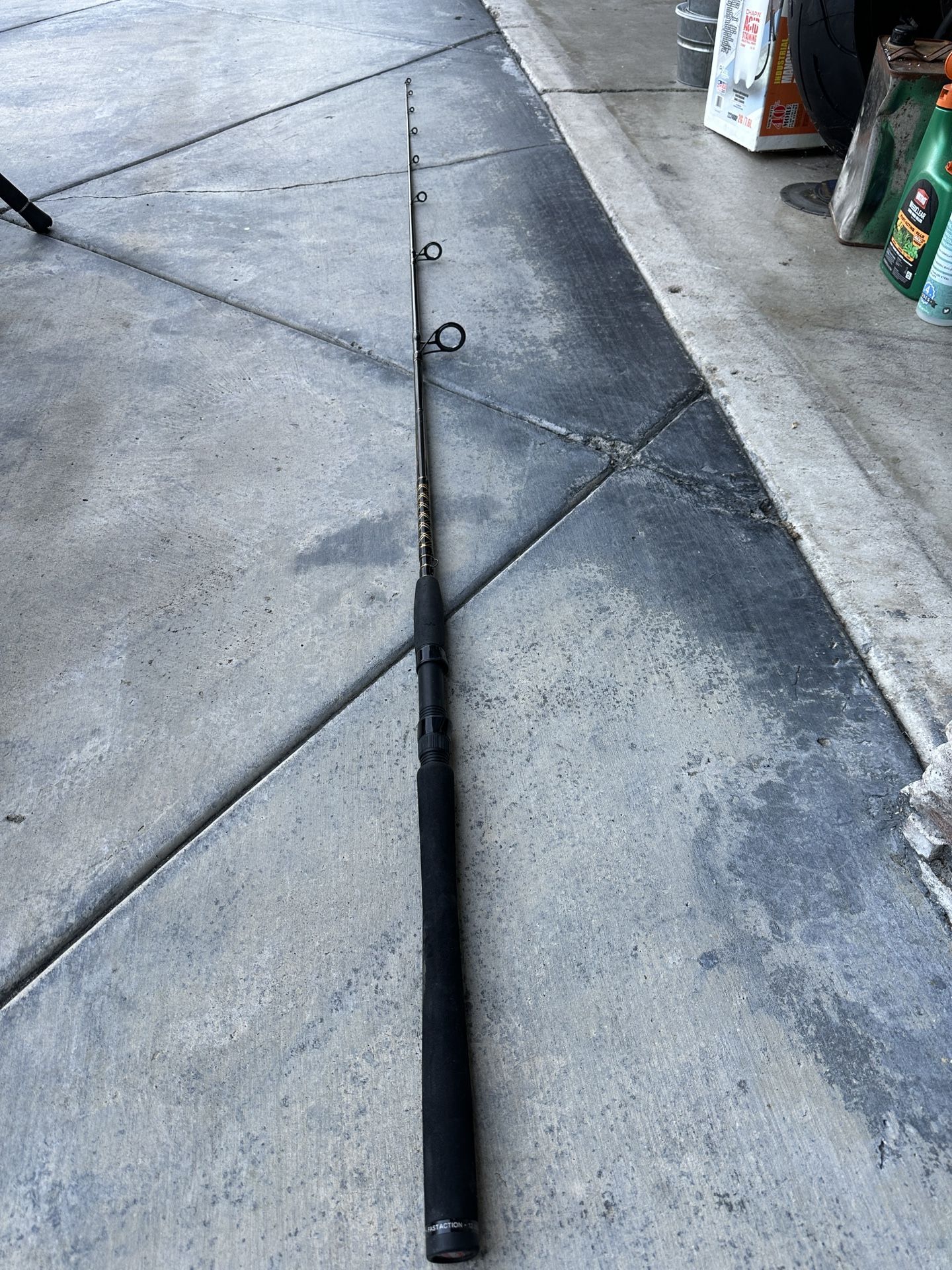 Penn Battle II 7’ 15-40lb Spinner Rod for Sale in Irvine, CA - OfferUp