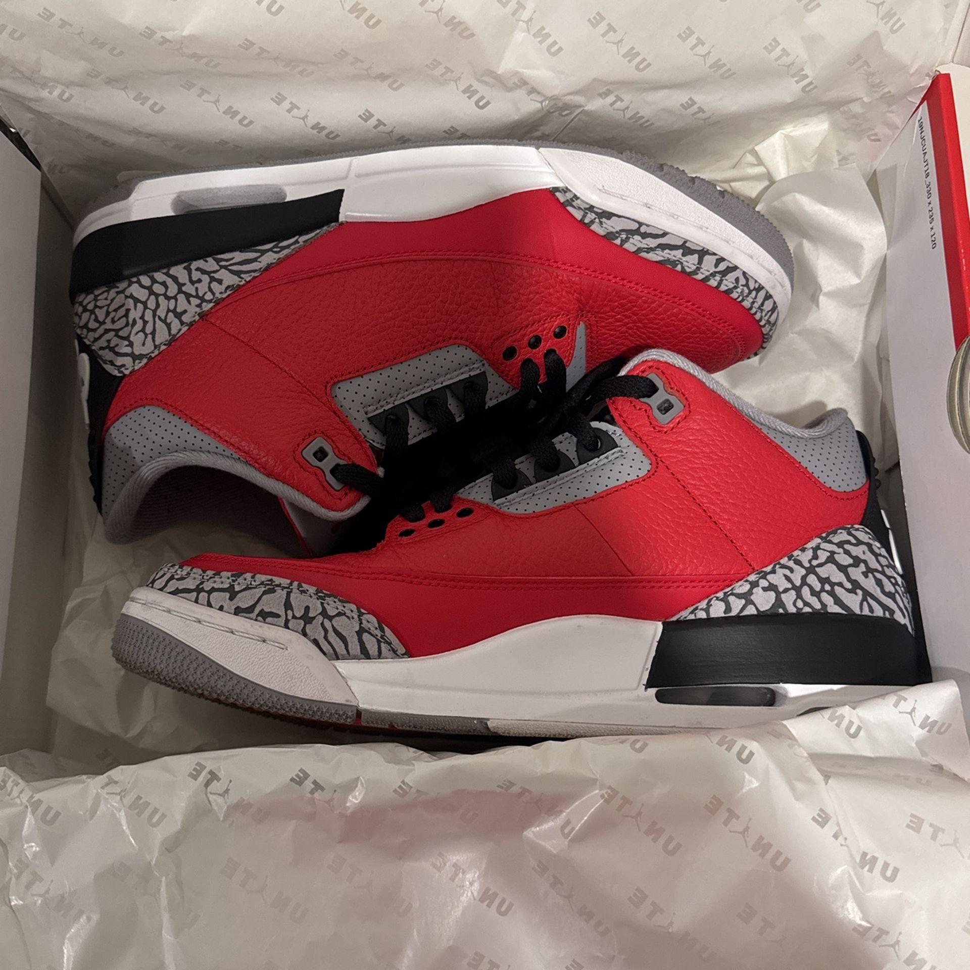 Air Jordan 3 Retro U for Sale in Chicago, IL - OfferUp