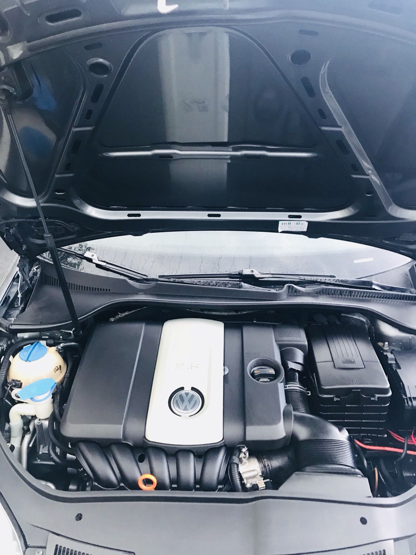 Volkswagen Jetta 2009 146K mille good condition, damaged air ...