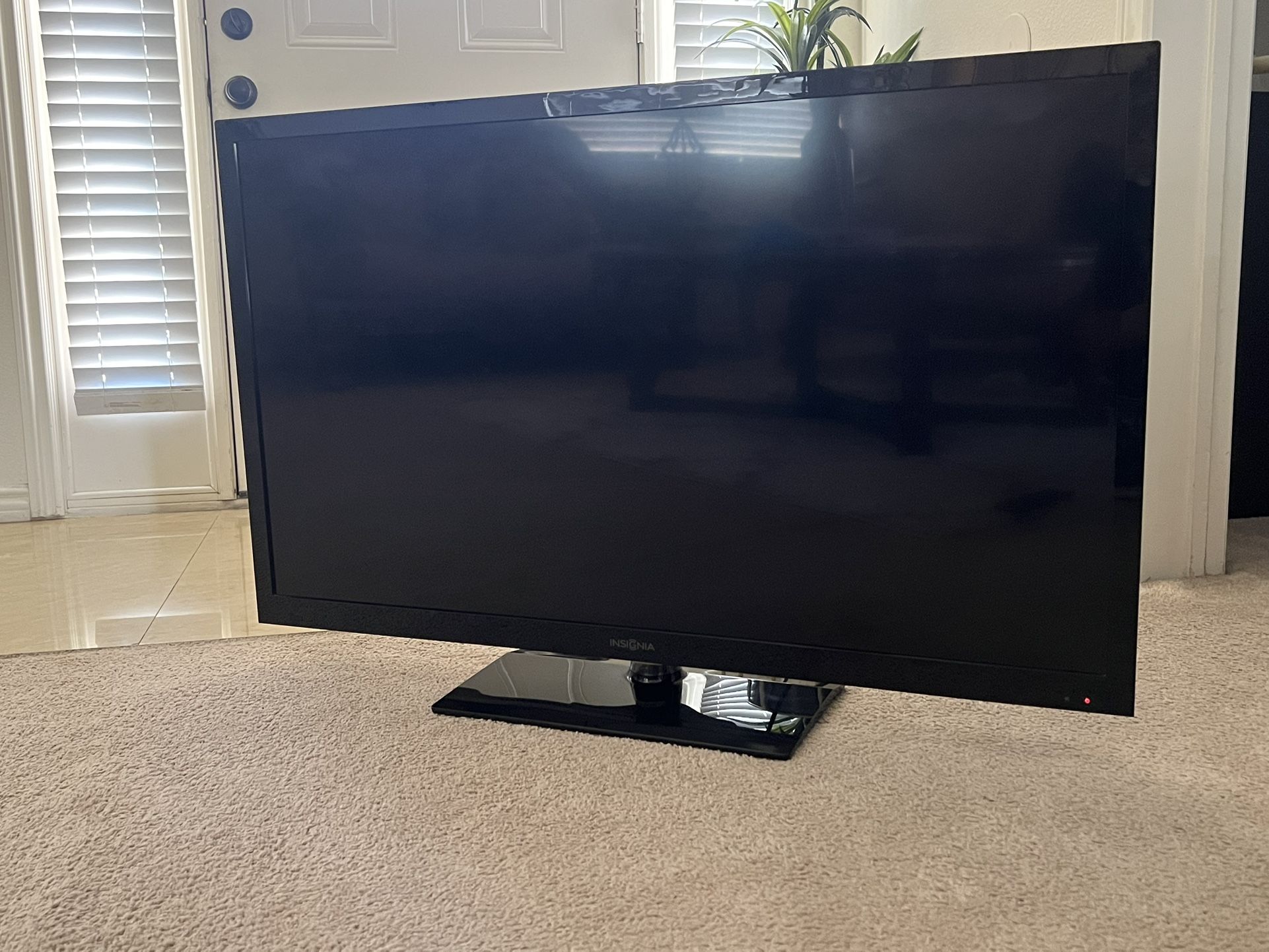 Insignia(48 Inch Tv) for Sale in Moreno Valley, CA - OfferUp