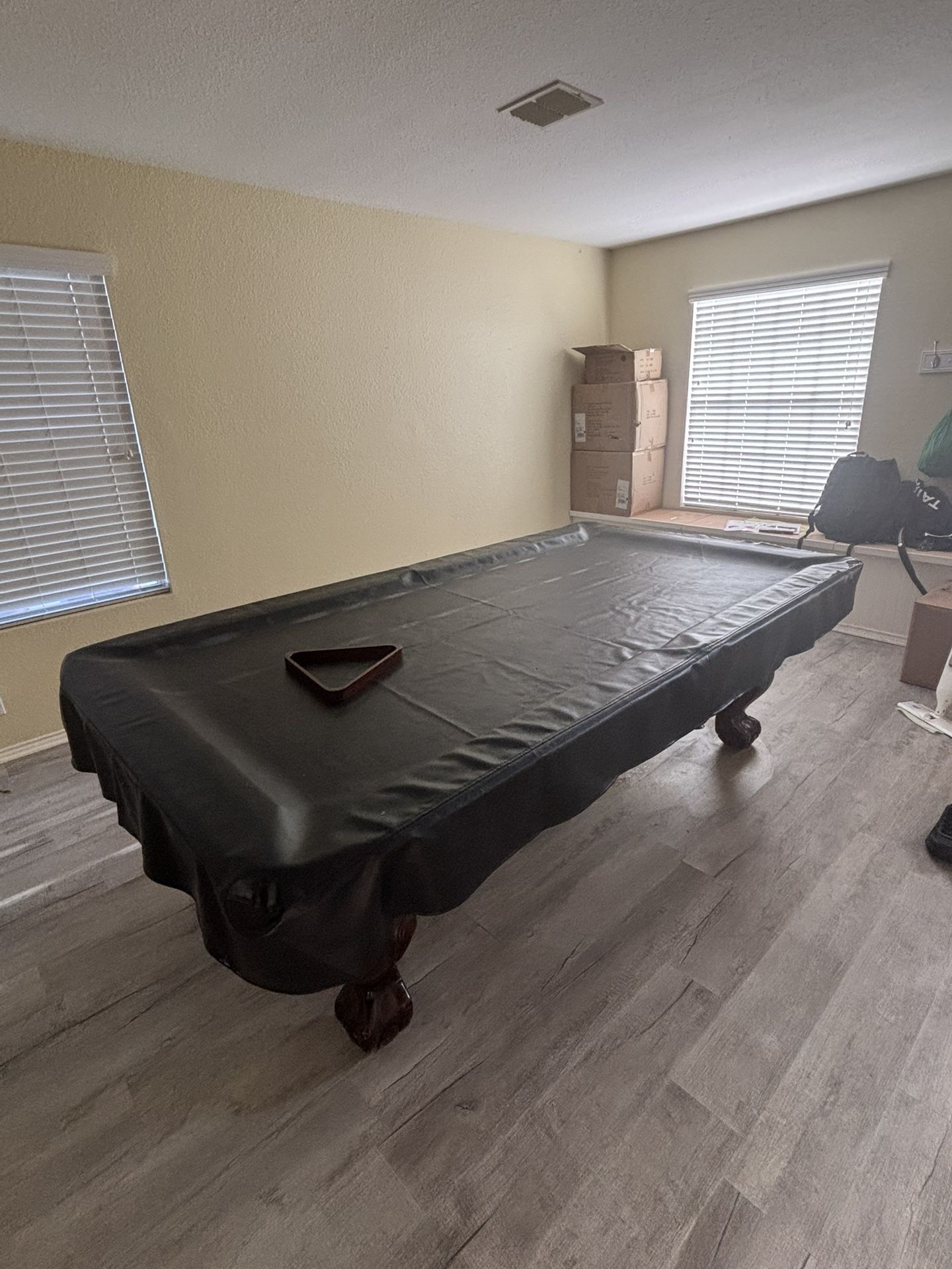 Triumph Pool Table for Sale in San Antonio, TX - OfferUp