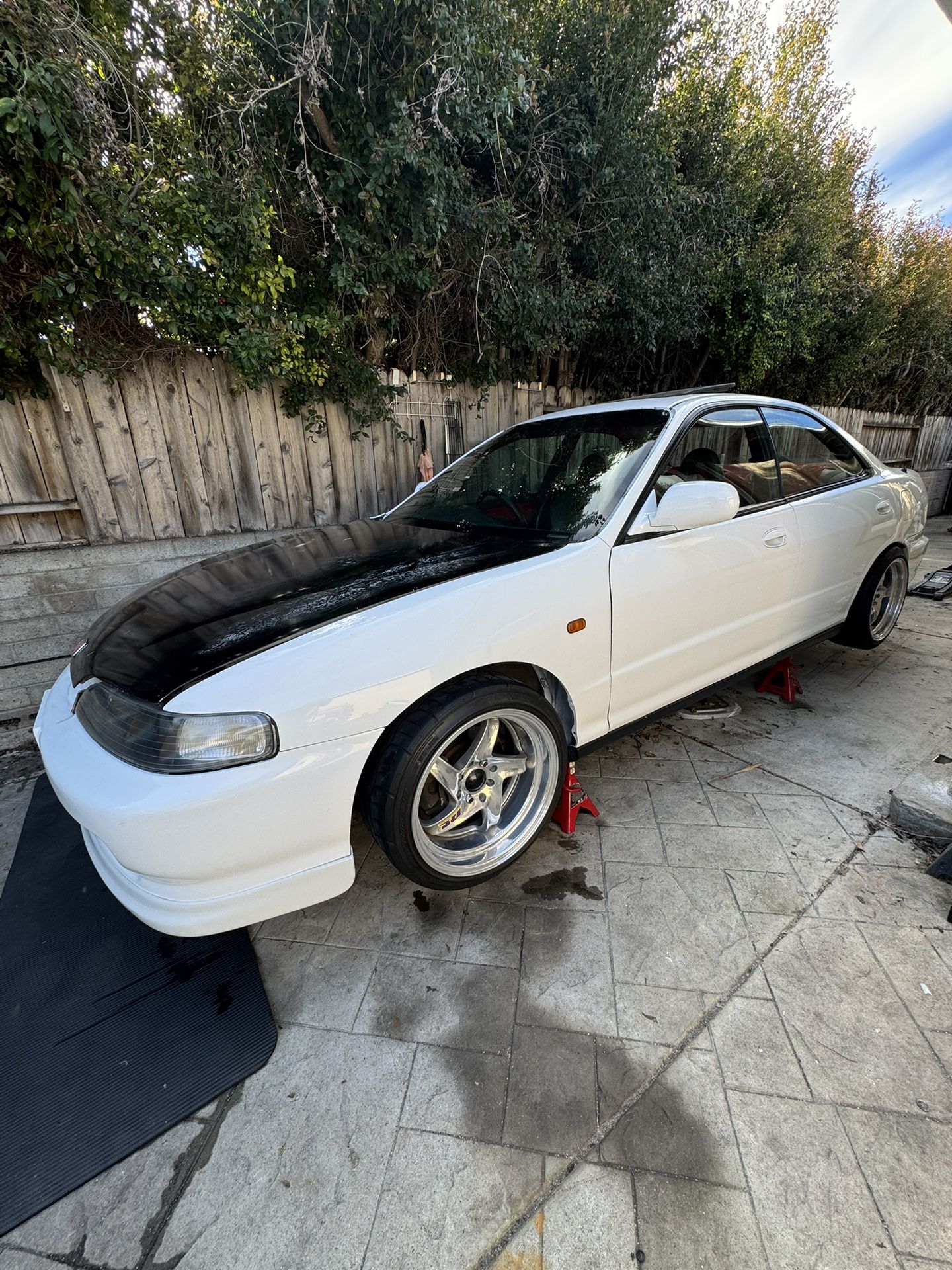 RHD Integra Db7 Rolling Shell for Sale in San Diego, CA - OfferUp