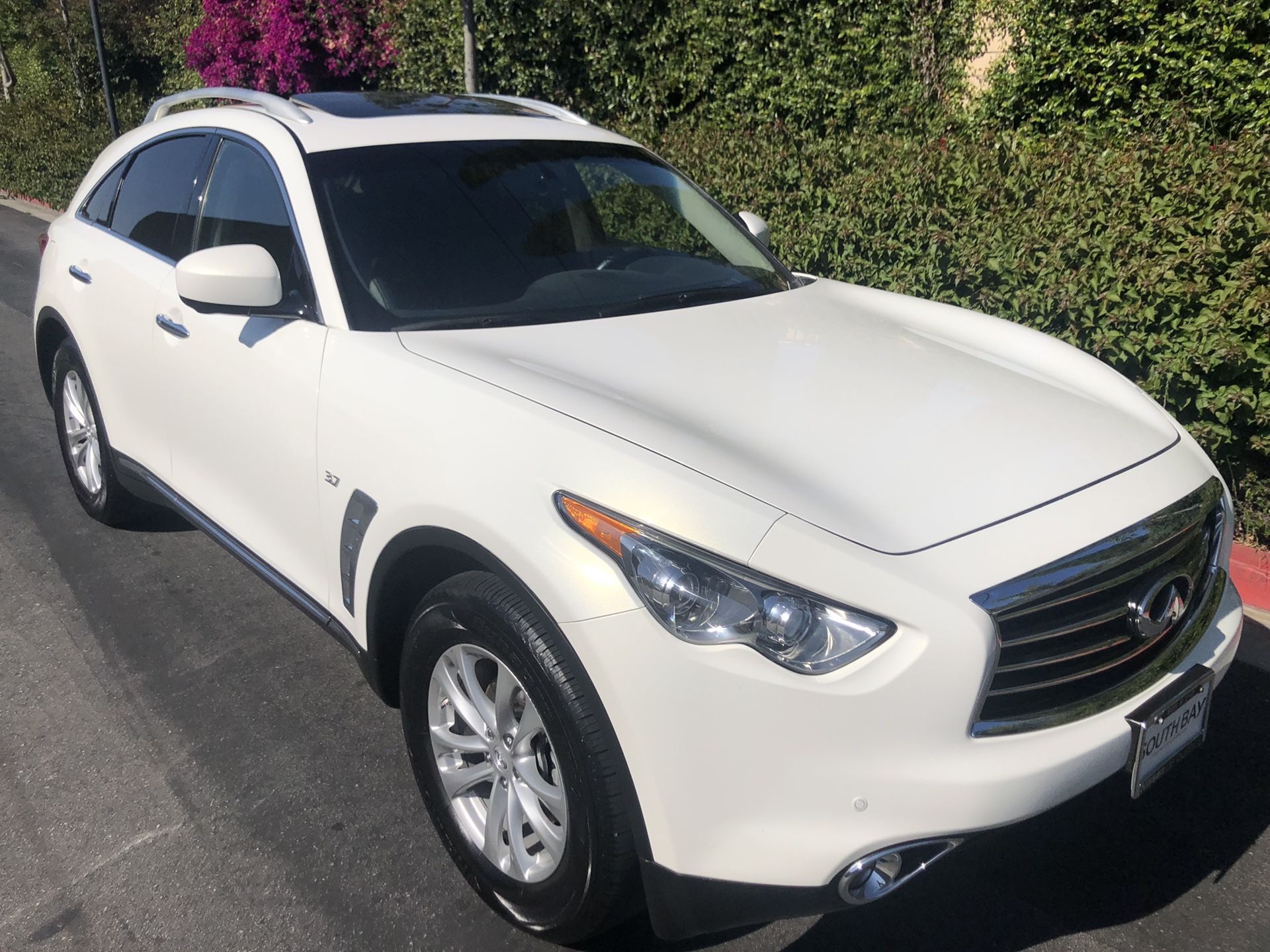 2016 Infiniti Qx70 for Sale in South Gate, CA - OfferUp