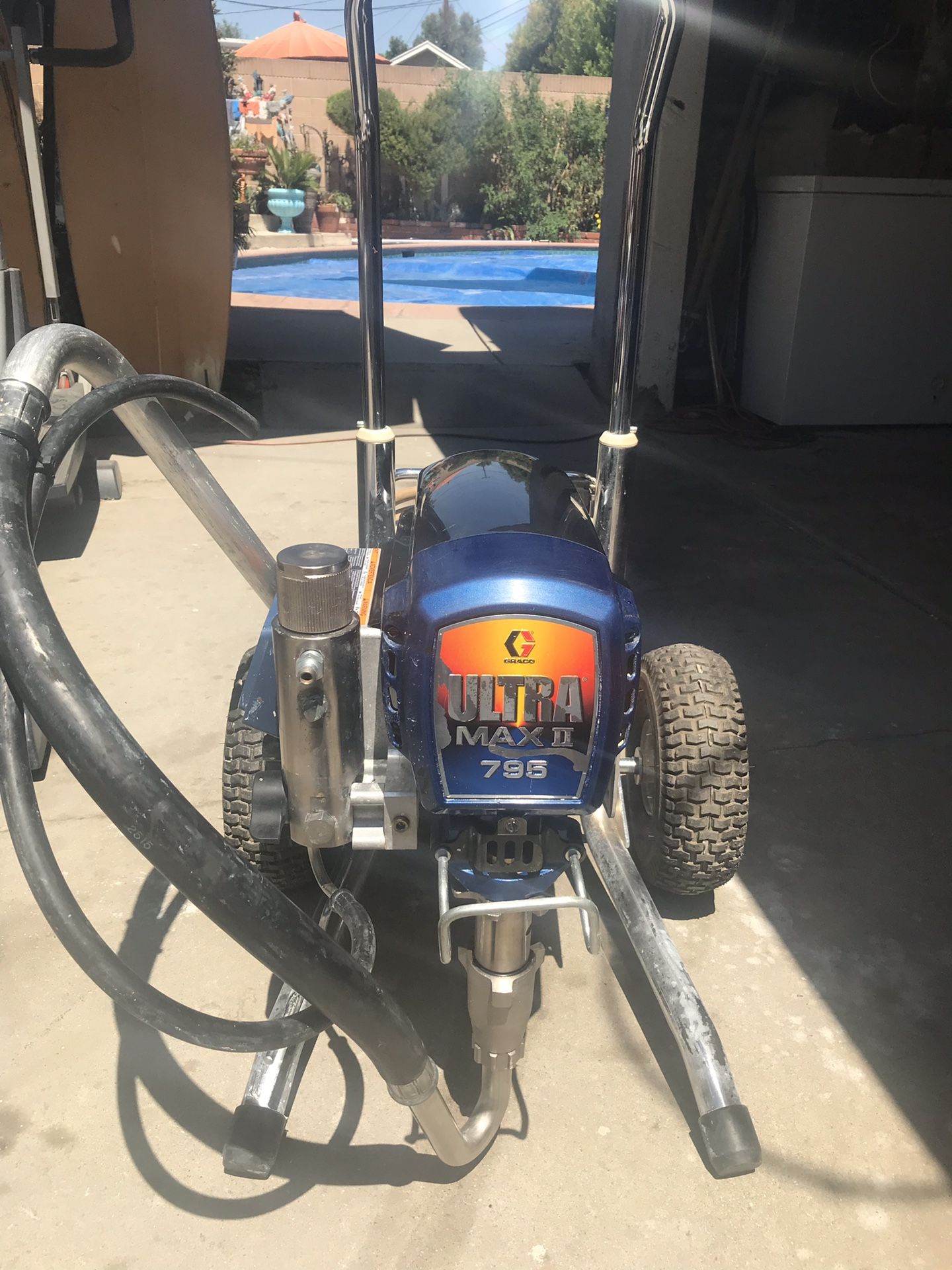 Graco 795 Airless Paint Sprayer for Sale in Laguna Beach, CA - OfferUp