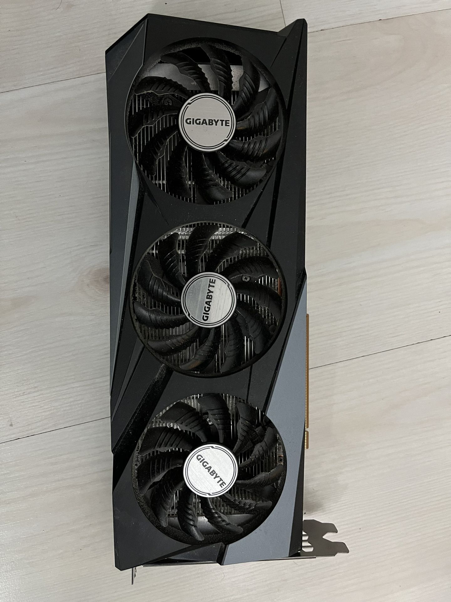 Gigabyte RX 6600 XT 8GB for Sale in South Elgin, IL - OfferUp