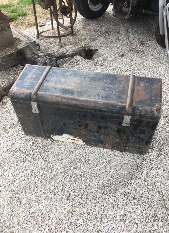 Model T Trunk
