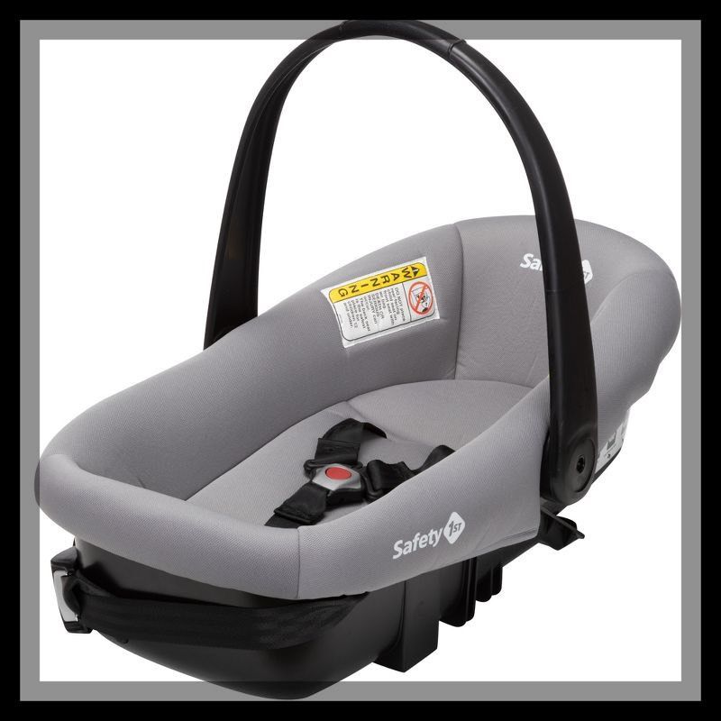 SAFETY 1ST DREAMRIDE CAR BED(NEW) for Sale in Las Vegas, NV - OfferUp