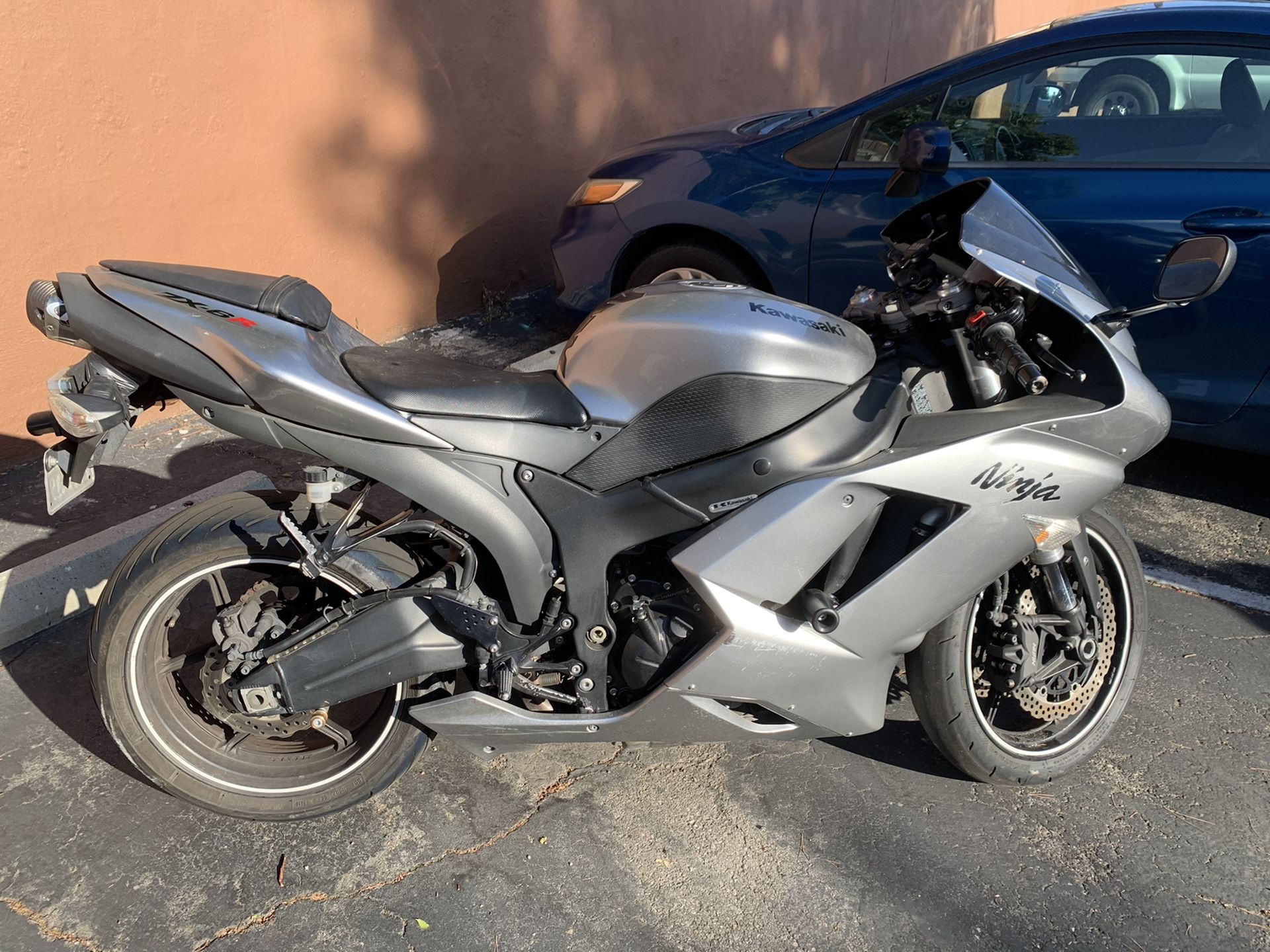 2008 Kawasaki Ninja ZX6RR for Sale in Los Angeles, CA - OfferUp