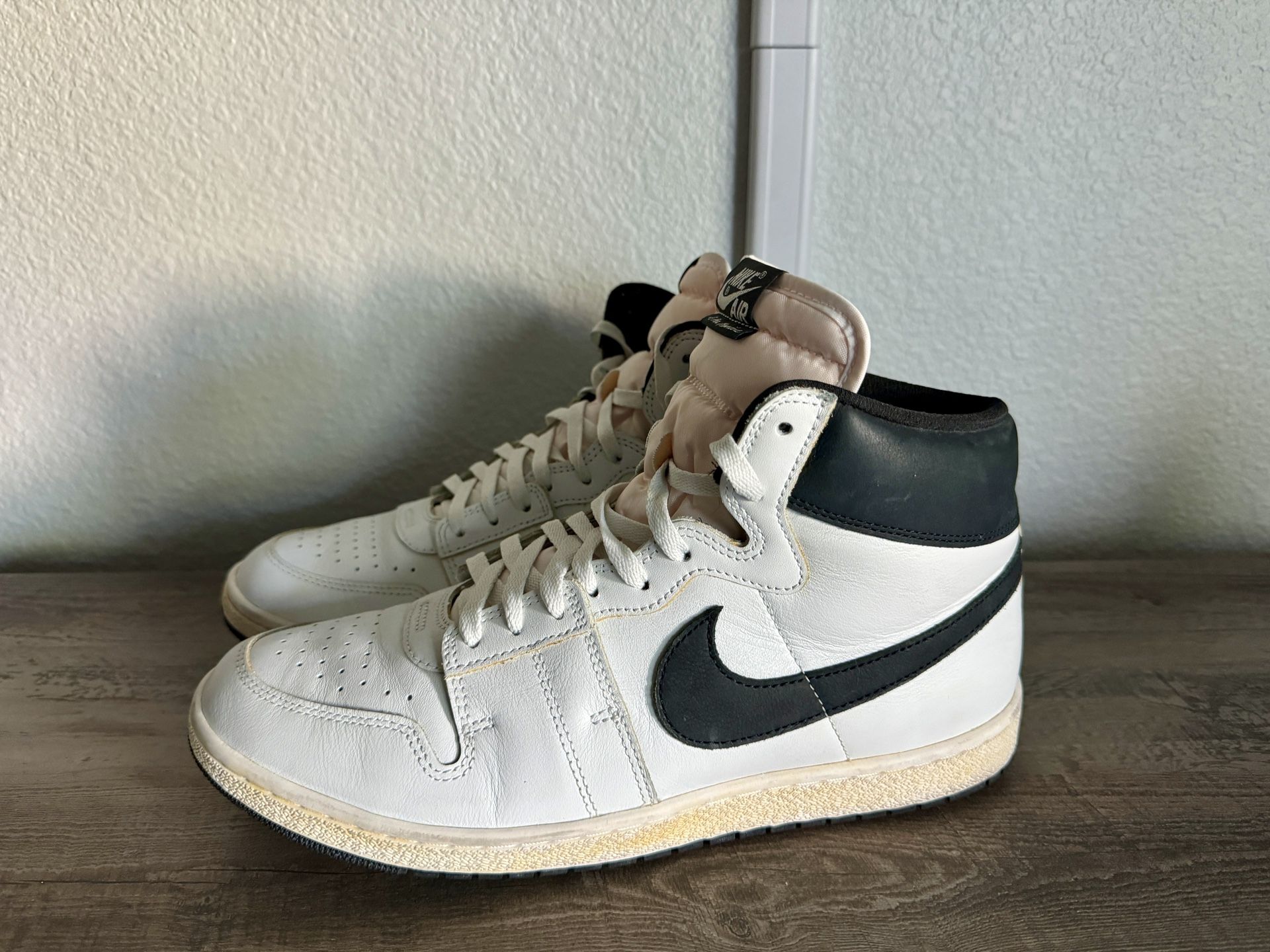 Nike Jordan Air Ship PE SP for Sale in Chandler, AZ - OfferUp