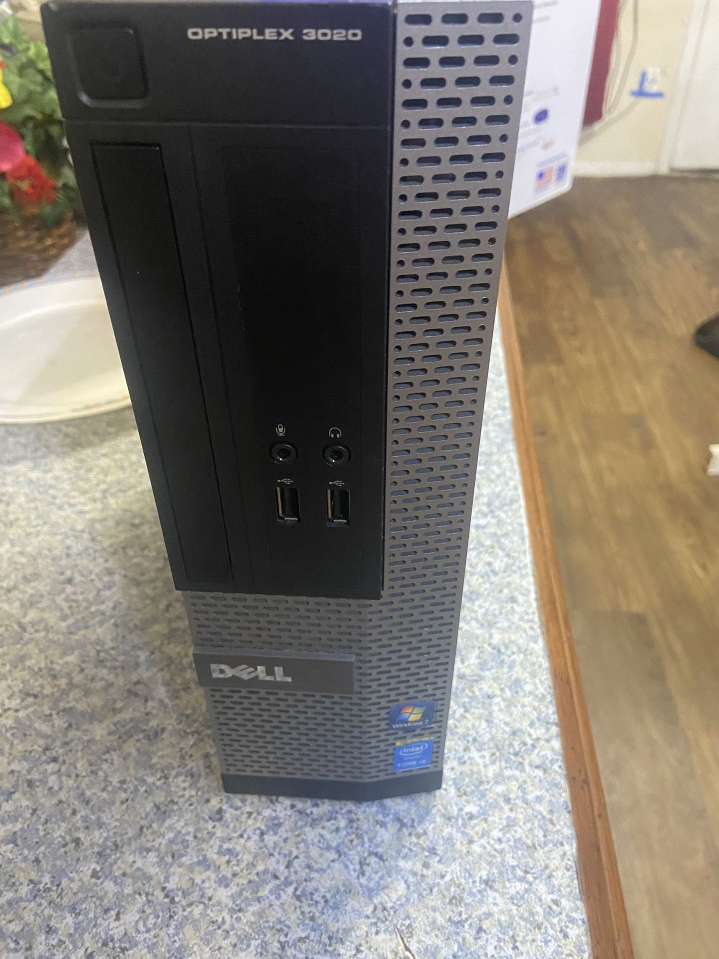 Desktop Computer for Sale in Houston, TX - OfferUp