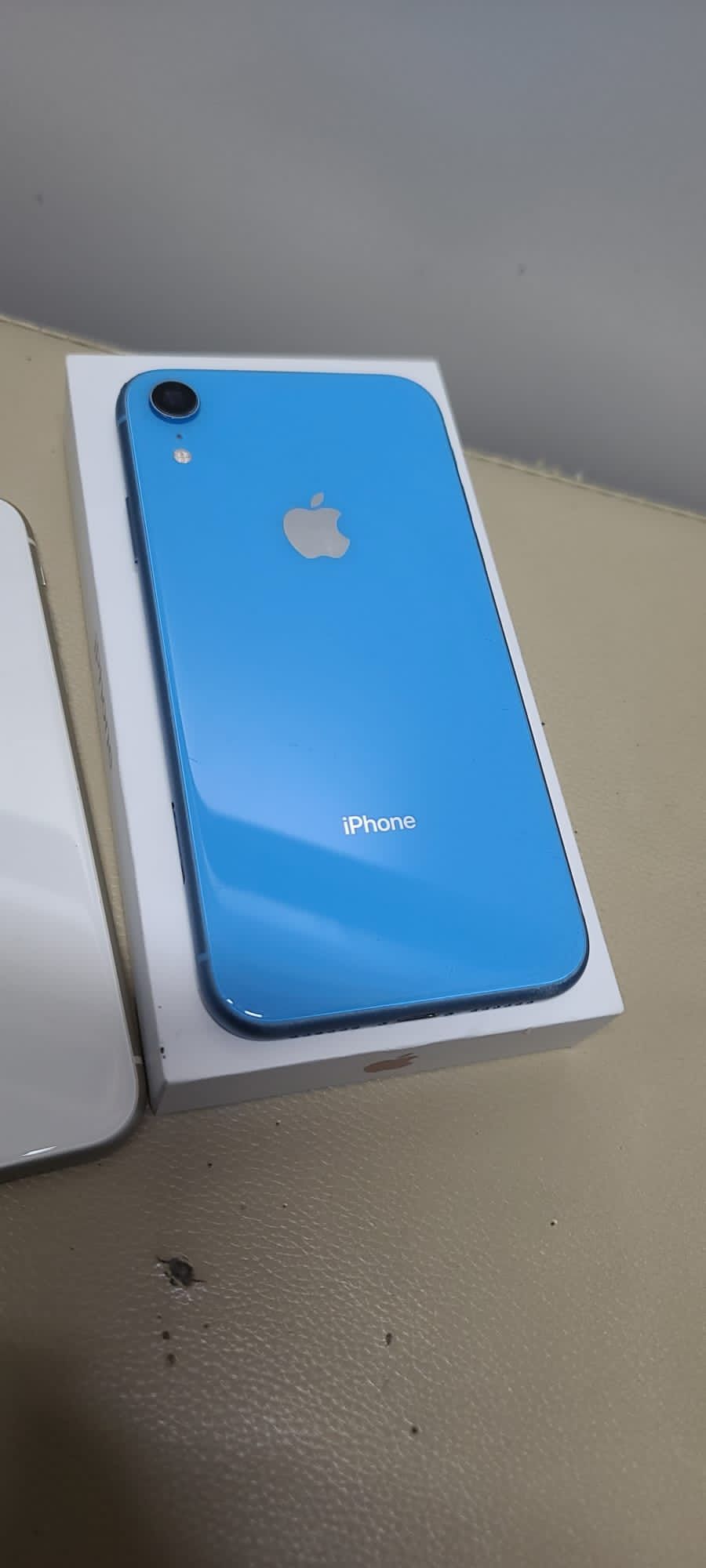 iPhone XR Blue for Sale in Plano, TX - OfferUp