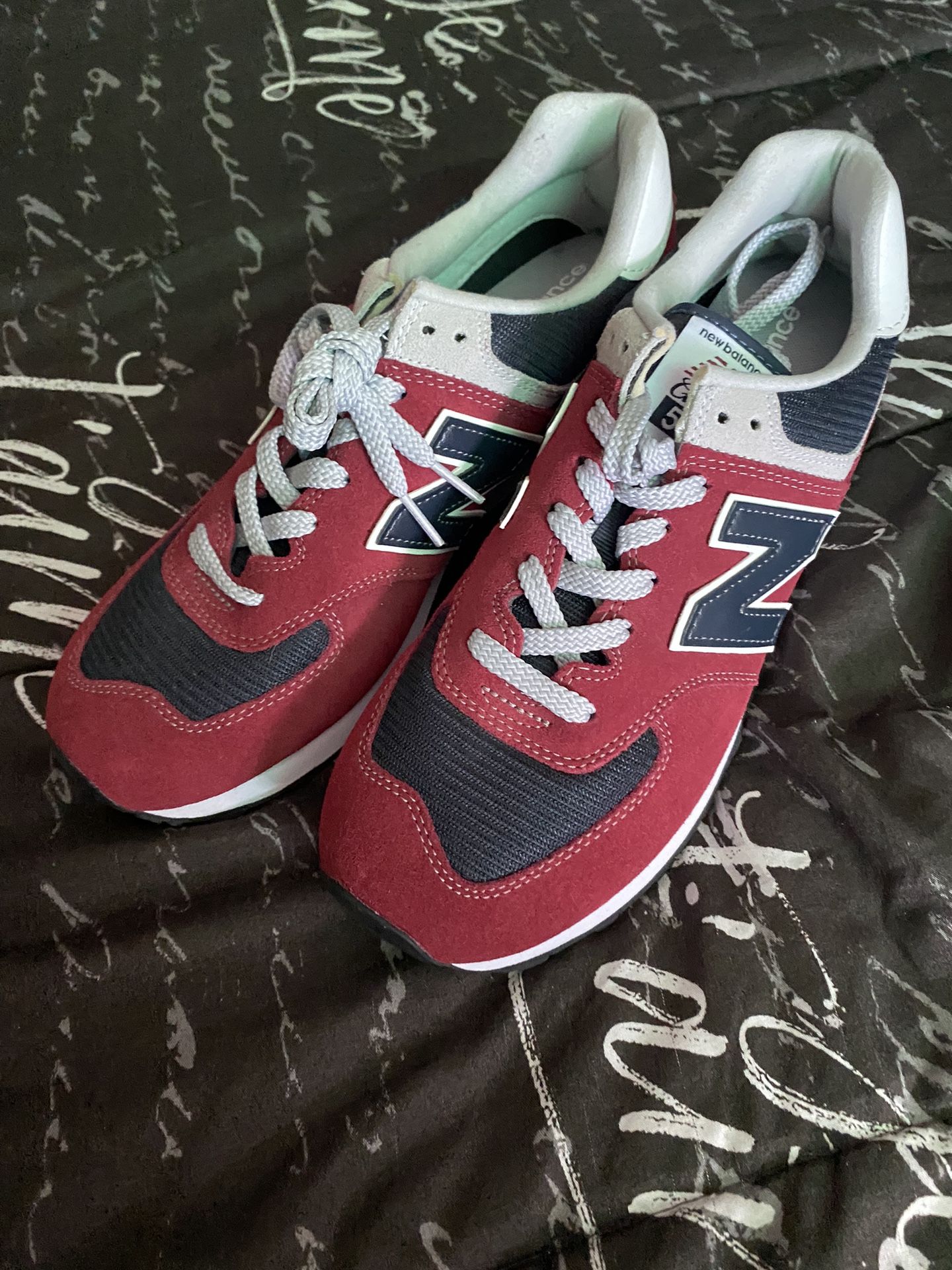 Mens New Balance Sneakers for Sale in Philadelphia, PA - OfferUp