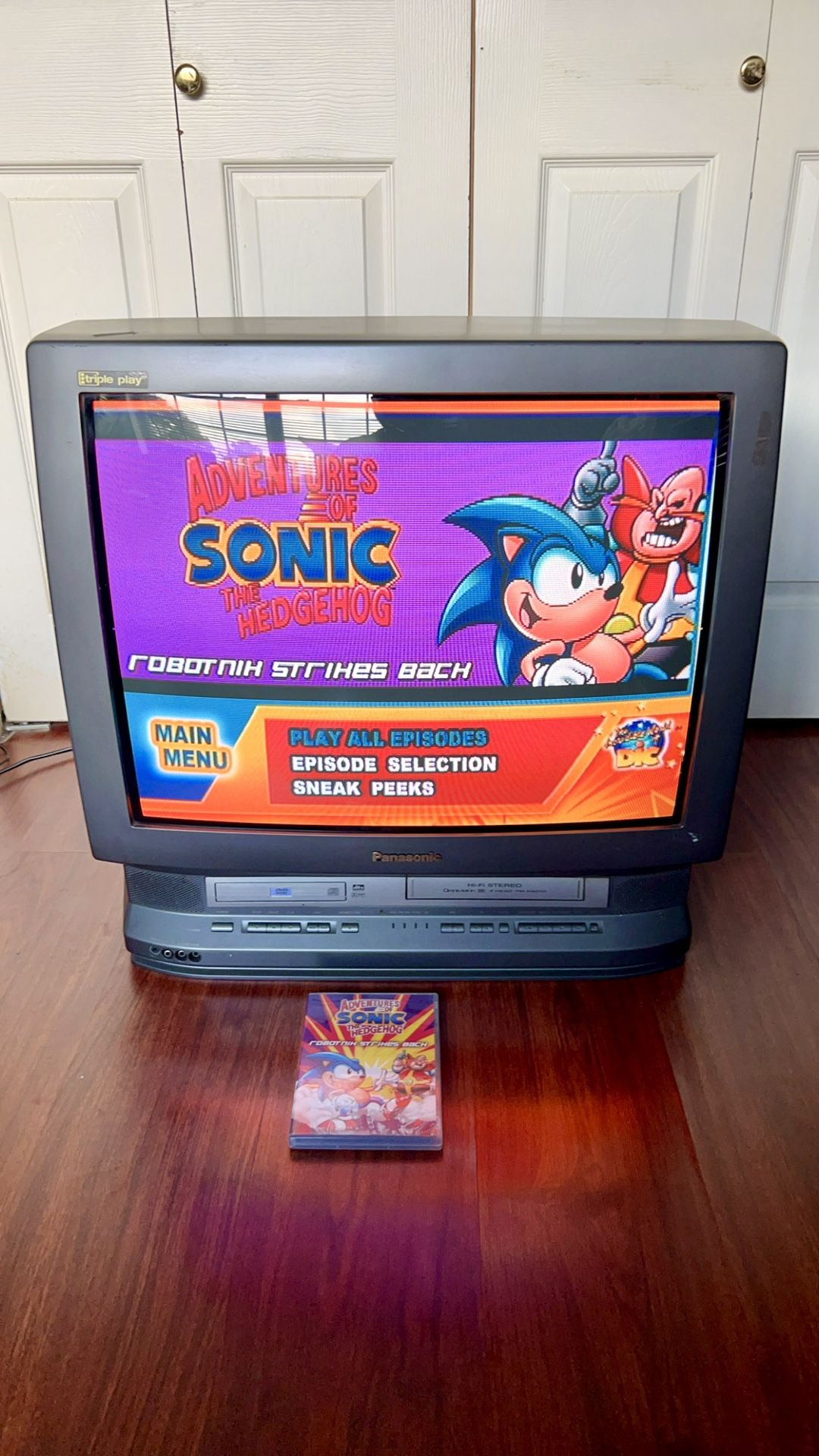 Panasonic 27 Inch DVD/VHS Combo CRT TV for Sale in Houston, TX - OfferUp