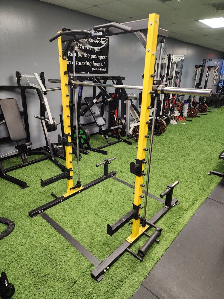 Smith Machine/Squat Rack Combo for Sale in Katy, TX - OfferUp