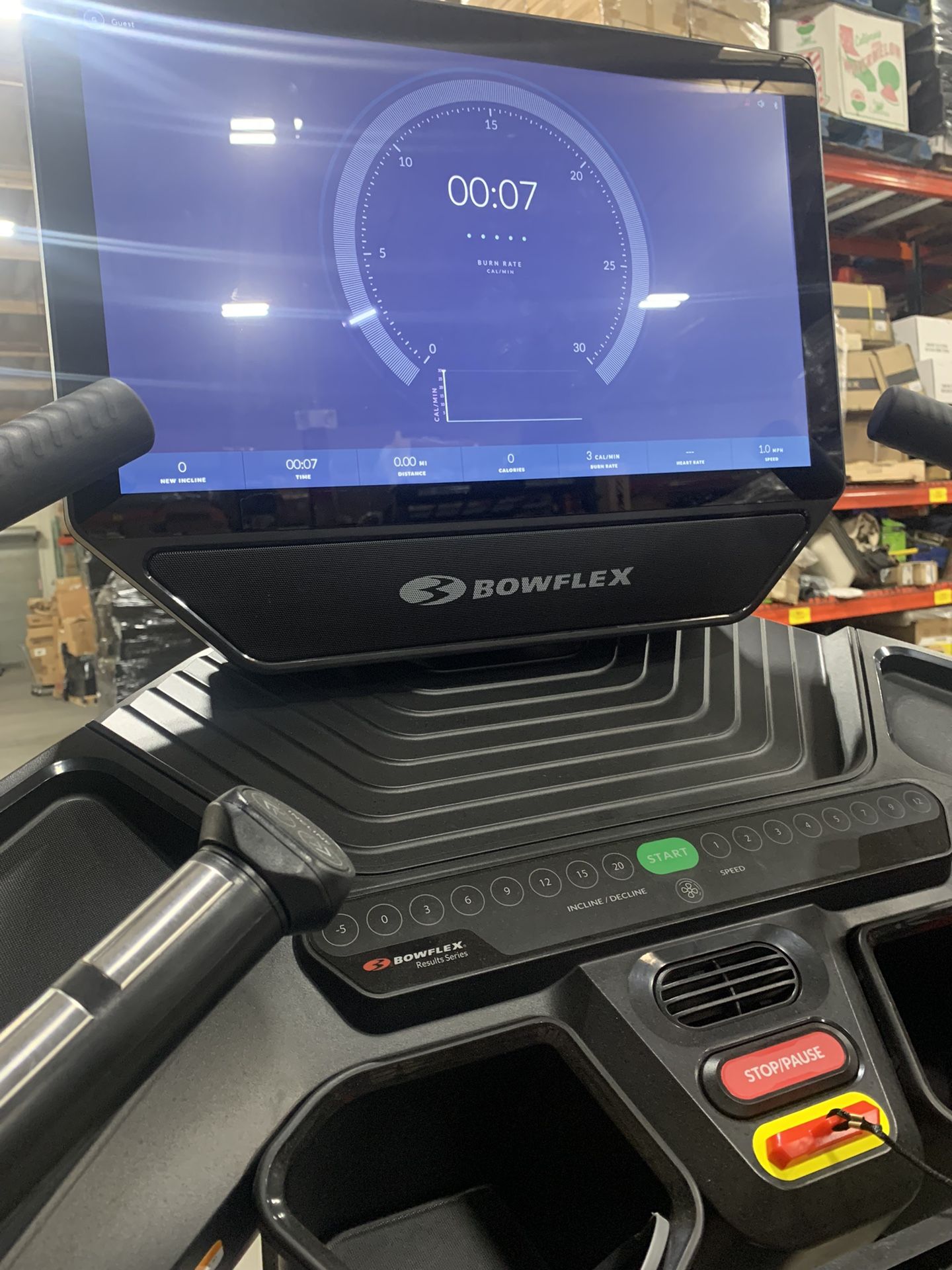 Bowflex T22 Commercial Treadmill With 20% Incline And -5% Decline for ...