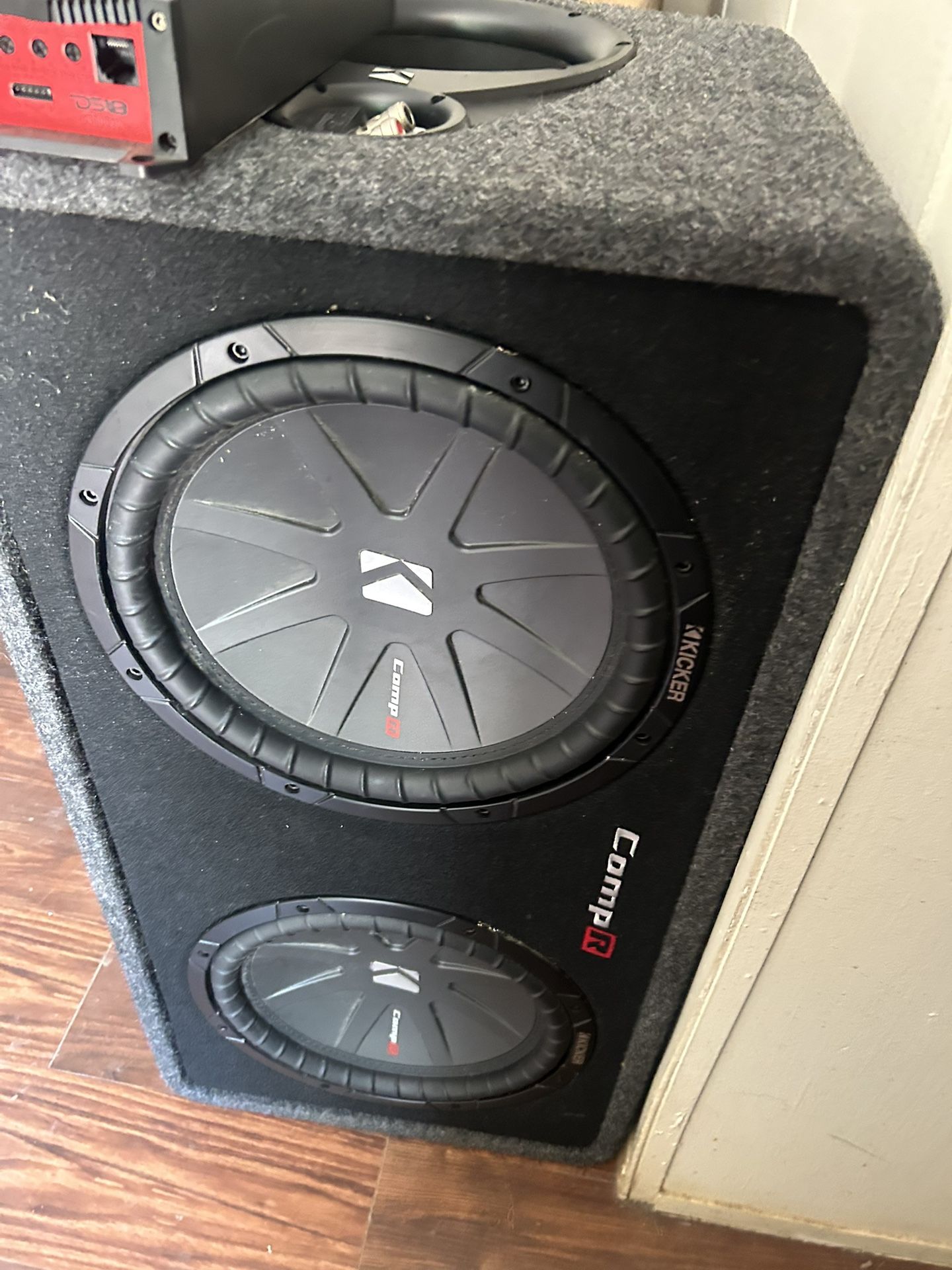 12 Inch Comp R Kickers for Sale in Del Valle, TX - OfferUp