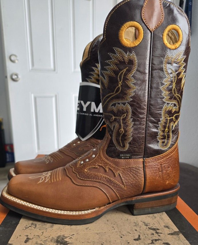 Botas Reyme for Sale in Fontana, CA - OfferUp