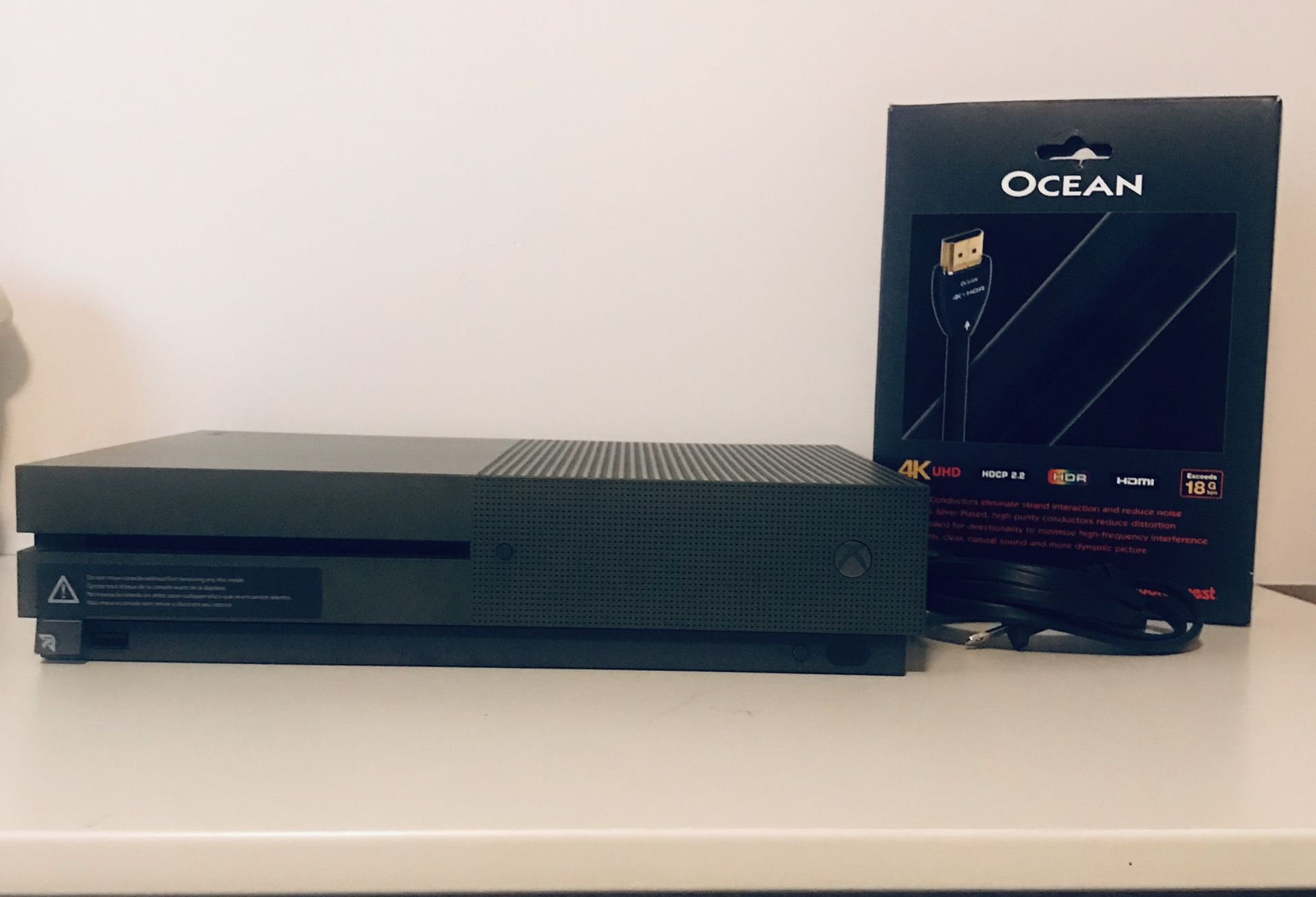 Xbox 1s 1tb army green great condition for Sale in Henderson, NV - OfferUp