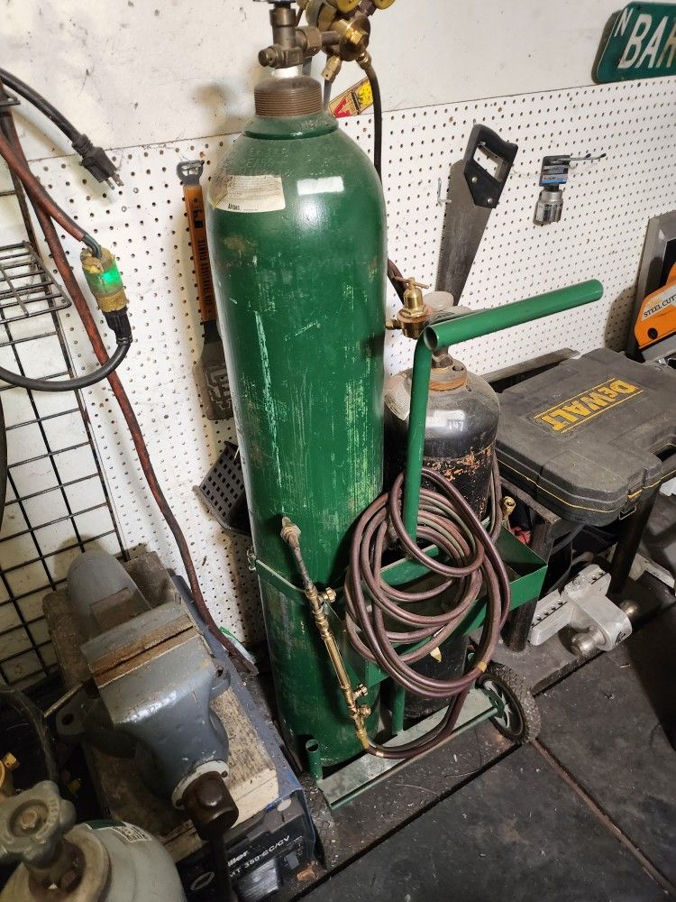 Portable Torch Kit With Oxygen for Sale in Tucson, AZ - OfferUp