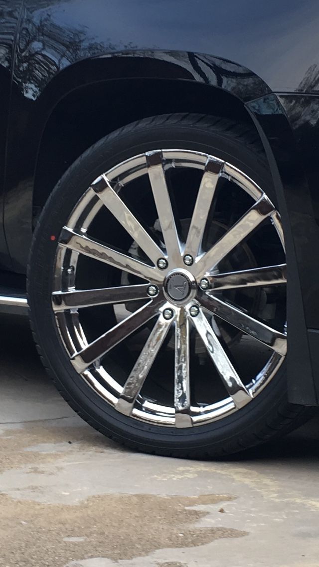 24 inch rims and tires: 24x9.5 Chrome Velocity VW12 Wheels (GM 6x139.7 ...