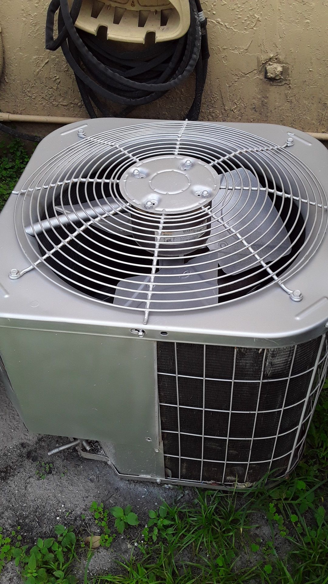 2.5 ton carrier R22 condenser for Sale in Miramar, FL - OfferUp