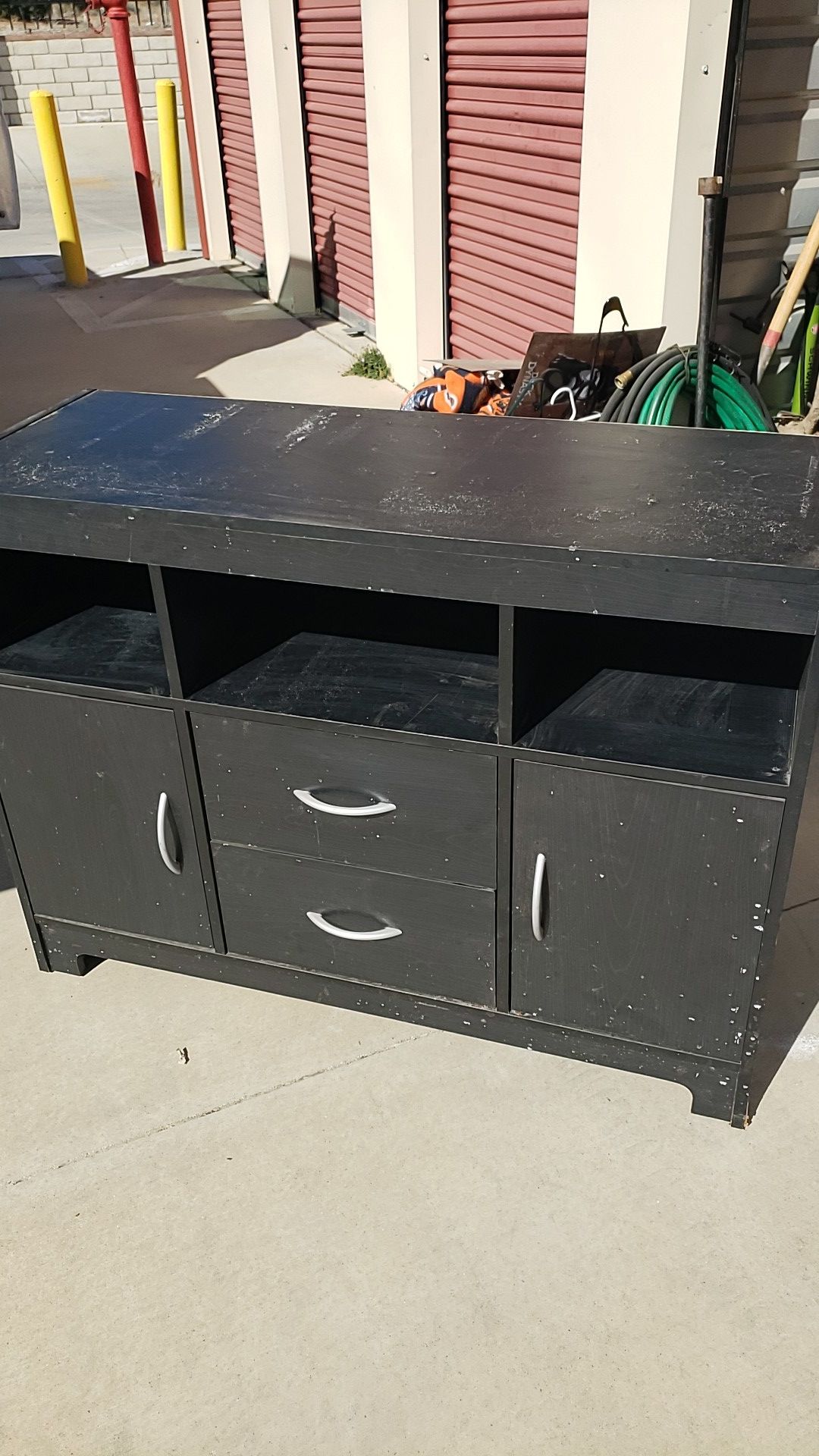Fingerhut buffet table for Sale in Hesperia, CA - OfferUp