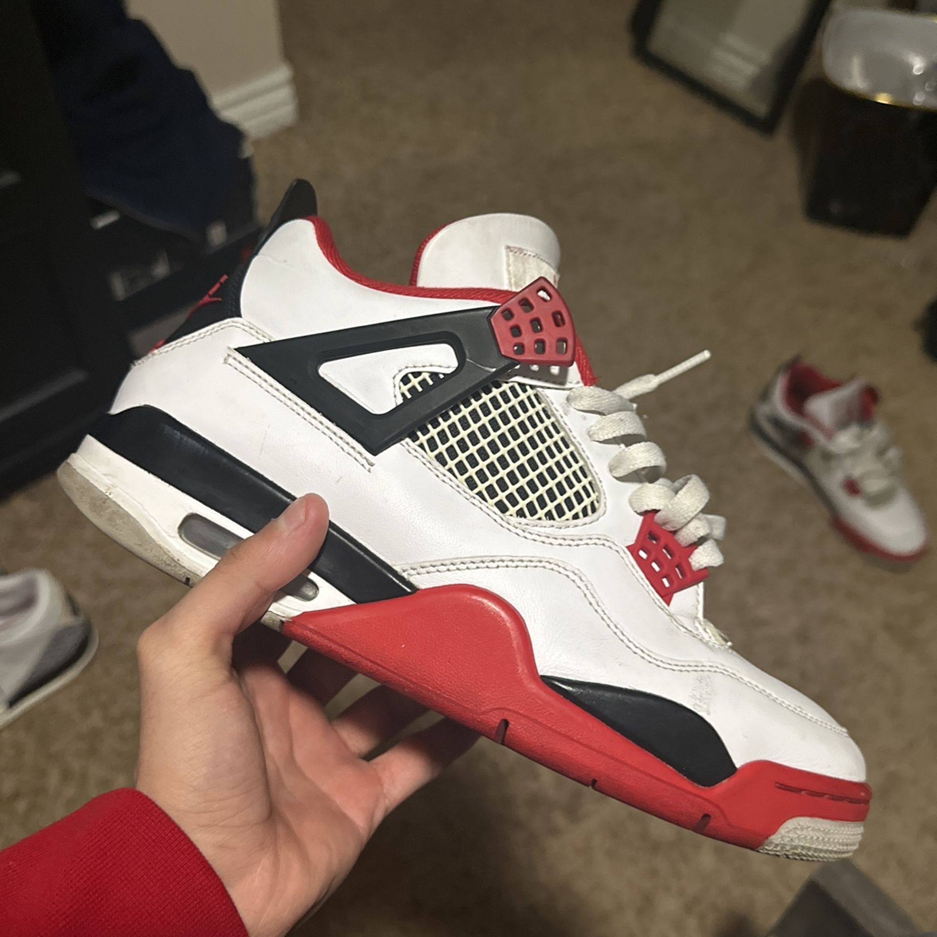 Jordan 4 fire red size 8.5 for Sale in Salt Lake City, UT - OfferUp