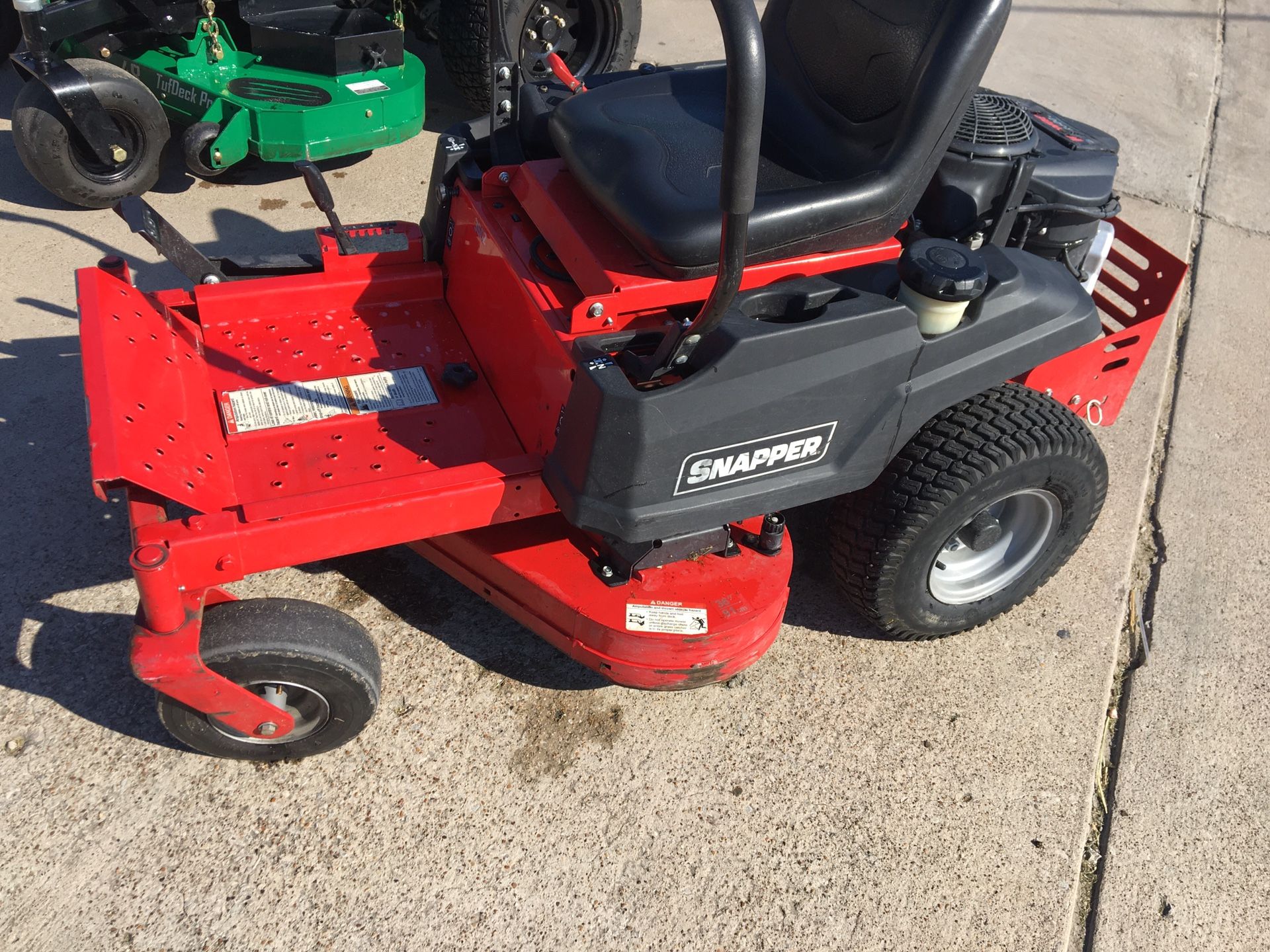 Snapper 360z zero turn mower 36in cut for Sale in Wylie, TX - OfferUp