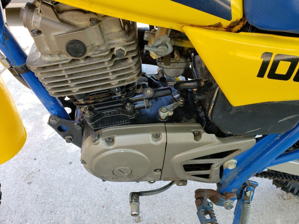 1985 Suzuki DR100 for Sale in Streamwood, IL - OfferUp