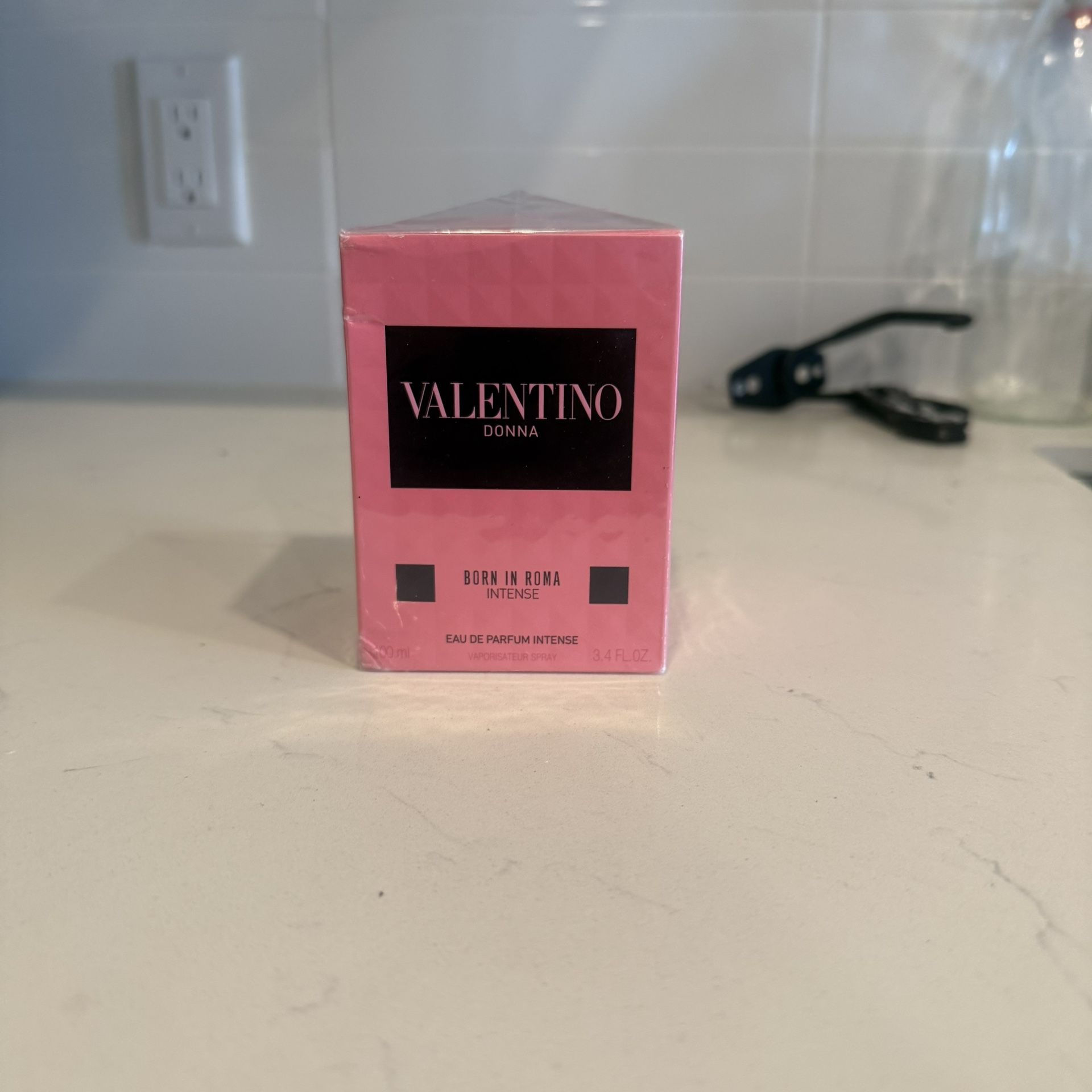 Valentino “Donna” for Sale in Lake Worth, FL - OfferUp