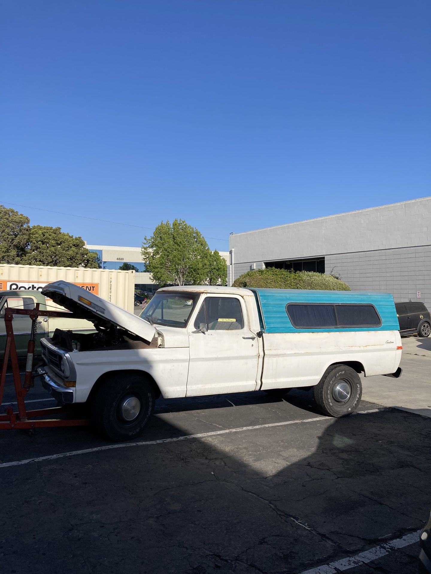 Ford Camper Shell for Sale in Hermosa Beach, CA - OfferUp