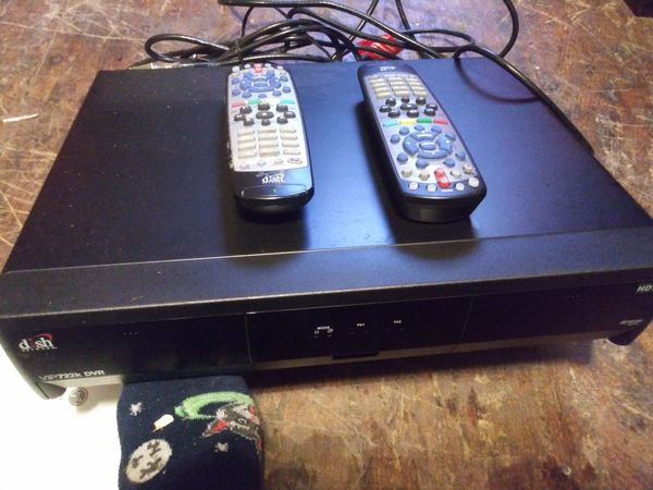 Dish Network vip722k DVR with two remotes for Sale in Manvel, TX - OfferUp