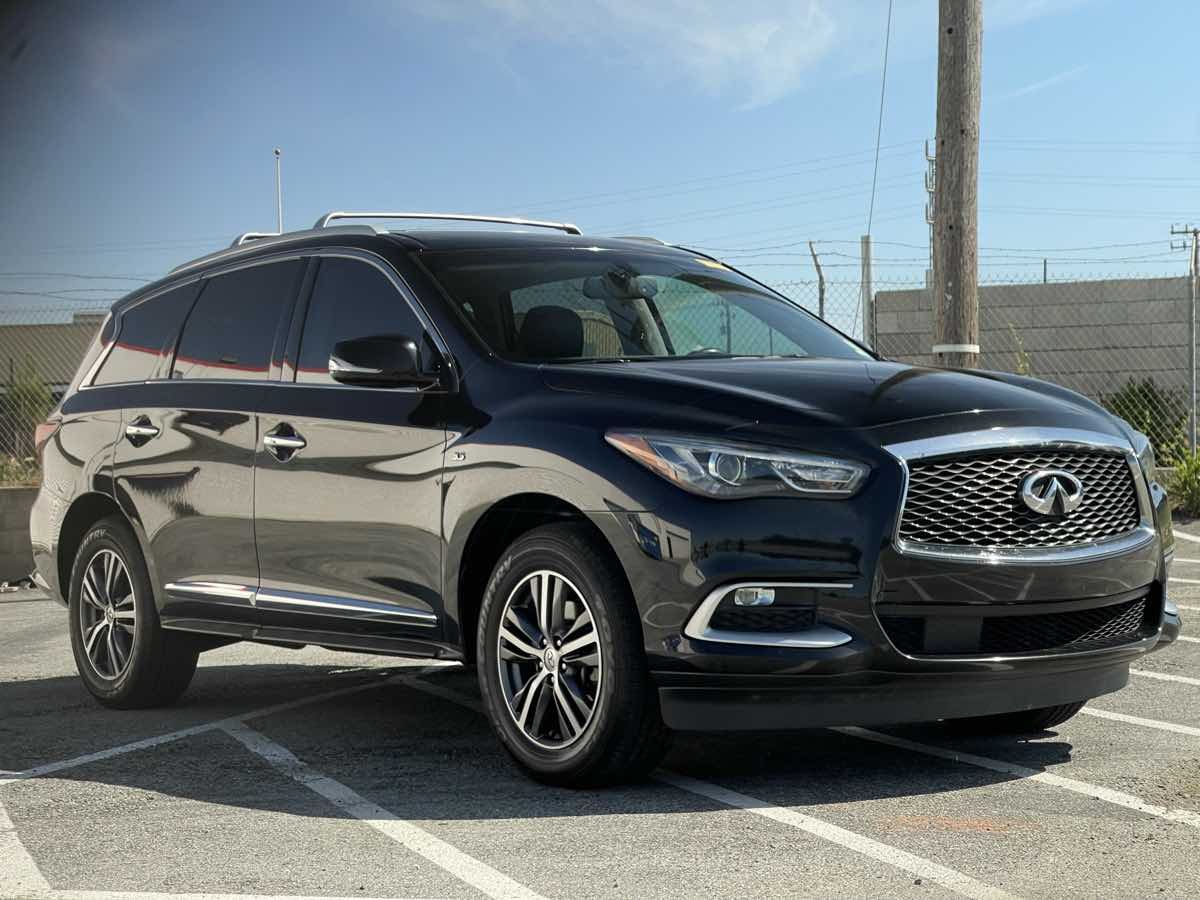 2016 INFINITI QX60 for Sale in Salinas, CA - OfferUp