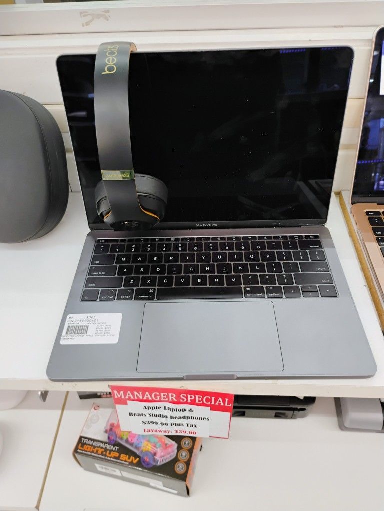Apple Laptop MacBook Pro for Sale in San Antonio, TX - OfferUp