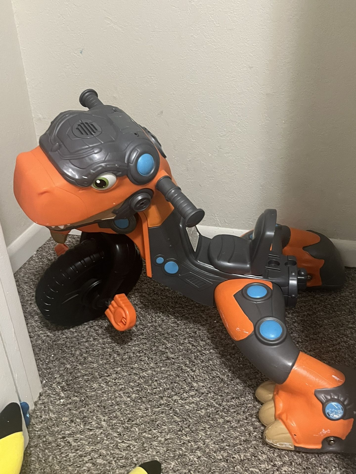 Chomping Dino Trike for Sale in Wichita, KS - OfferUp