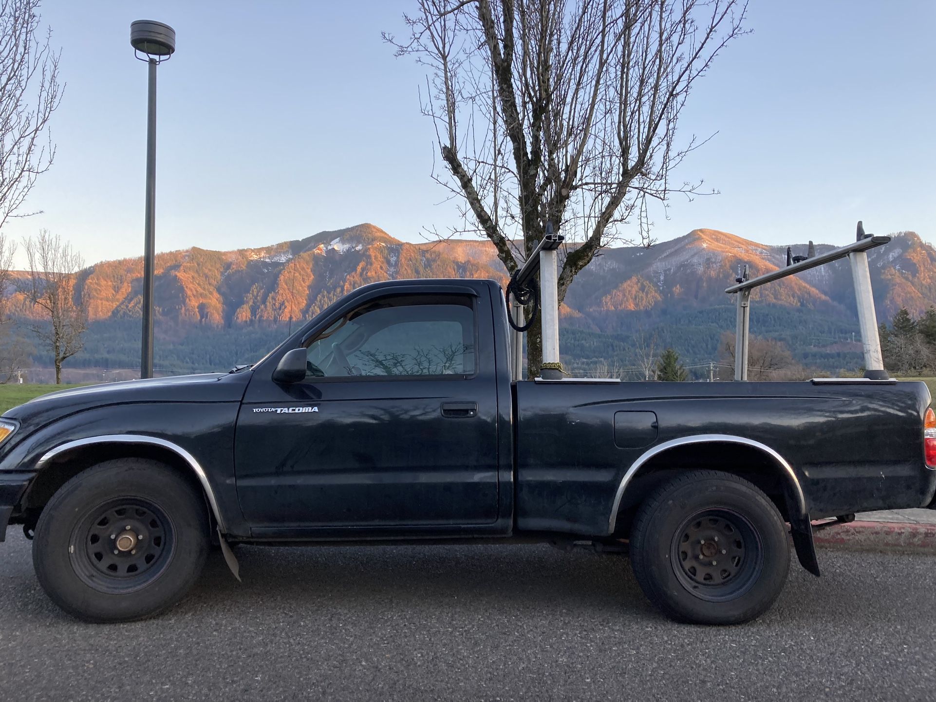 Toyota Tacoma 2004 Truck for Sale in Stevenson, WA - OfferUp