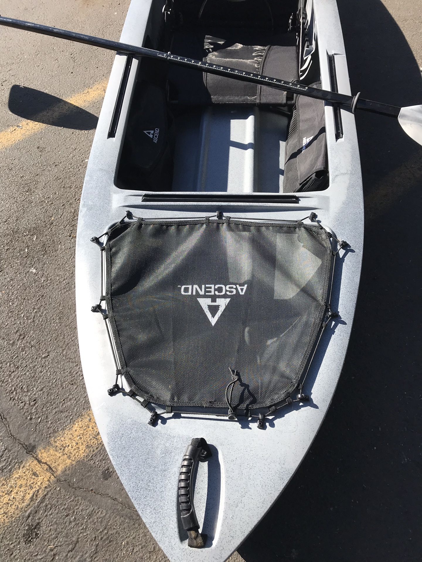 Ascend H10 kayak for Sale in Tacoma, WA - OfferUp