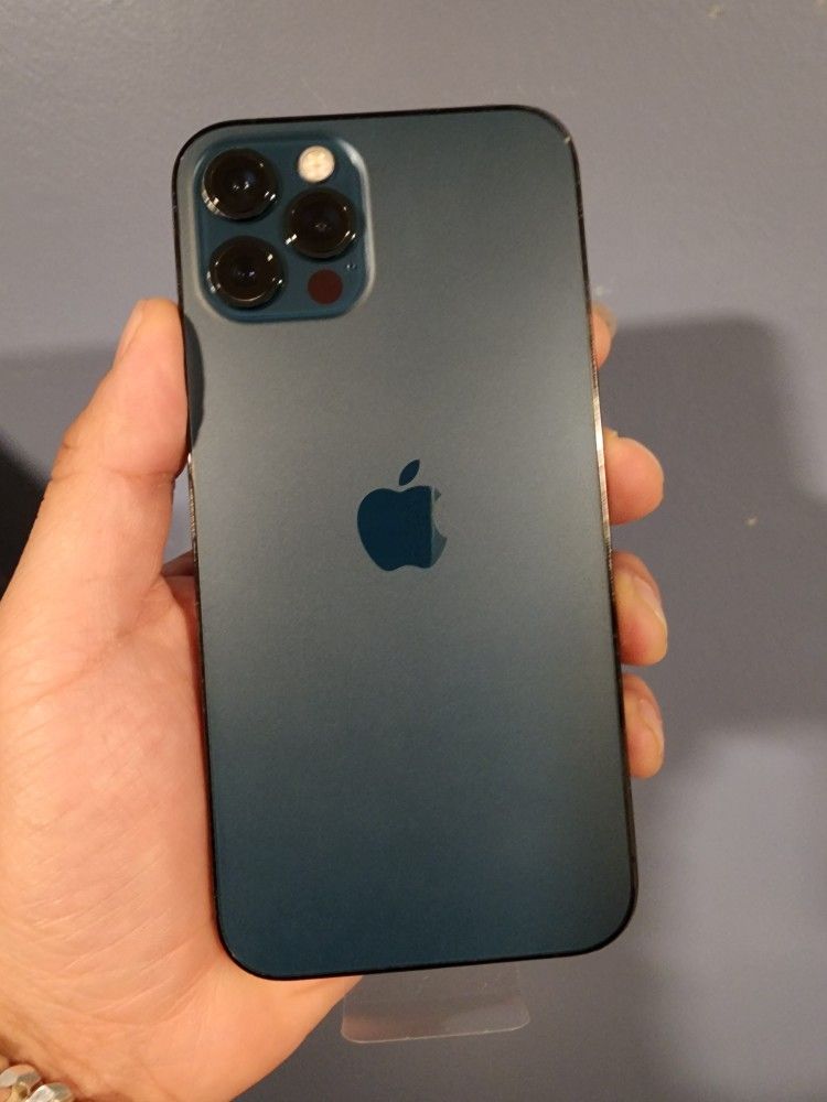 iPhone 12 Pro 128gb Unlocked For Any Carrier for Sale in Melrose Park ...
