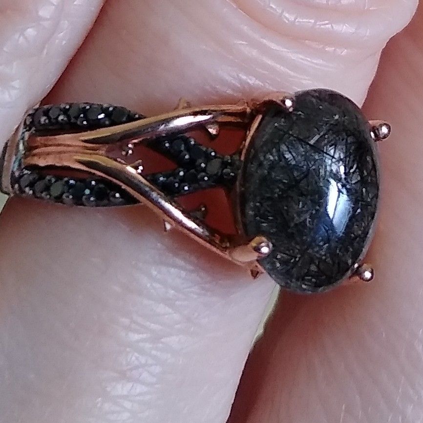 Beautiful New In Box 10k Rose Gold Disney Enchanted Ring ! for Sale in ...