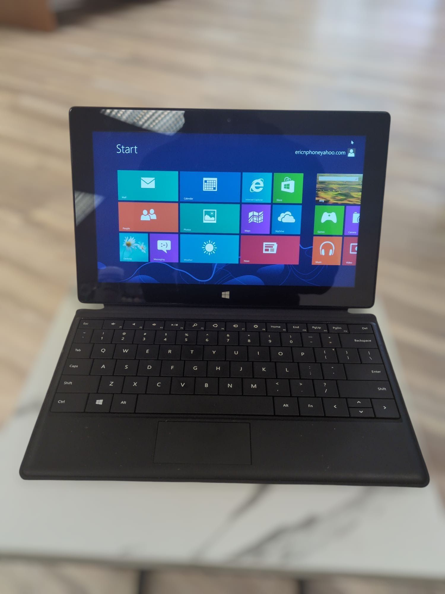 Microsoft Surface Pro Tablet – Windows 8 Pro | i5 | 4GB RAM + Charger Included for Sale in ...