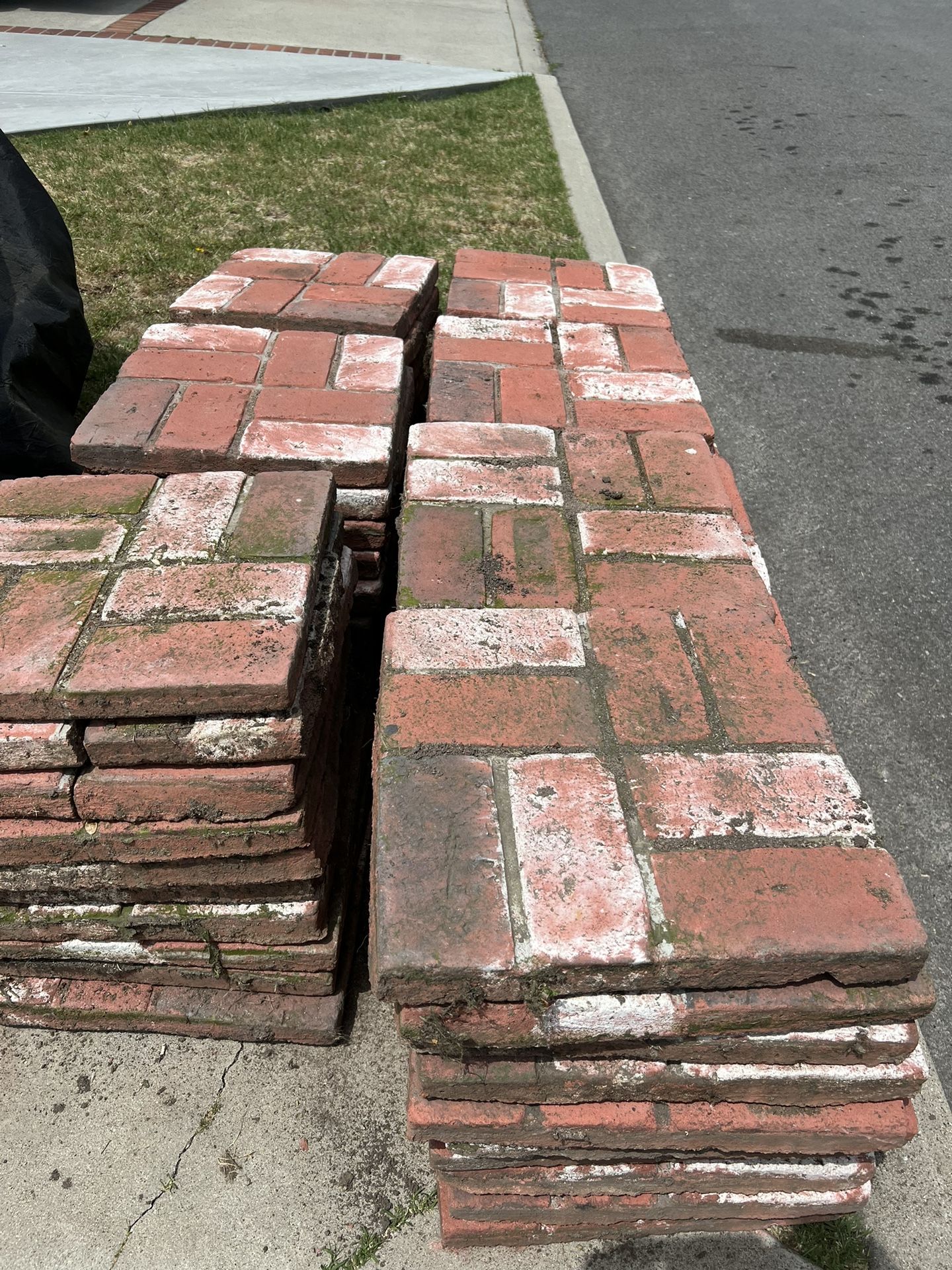 Free brick Paver Patio 16x16 Inches for Sale in Covina, CA - OfferUp
